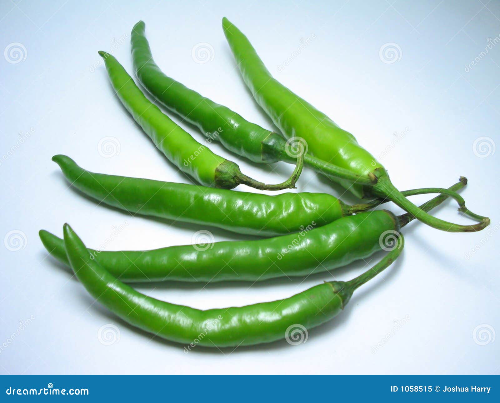 Groene Spaanse peper stock afbeelding. Image of voeding - 1058515