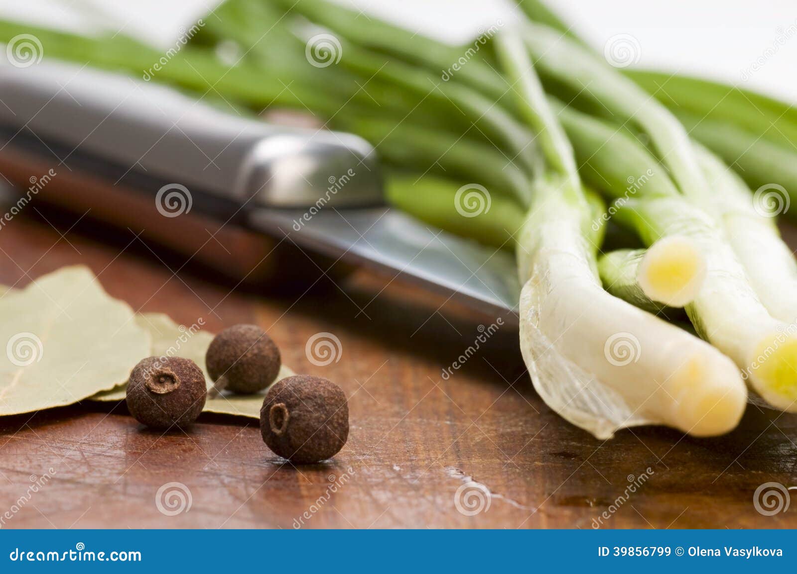 Groene ui stock afbeelding. Image of kruiden, ingrediënt - 39856799