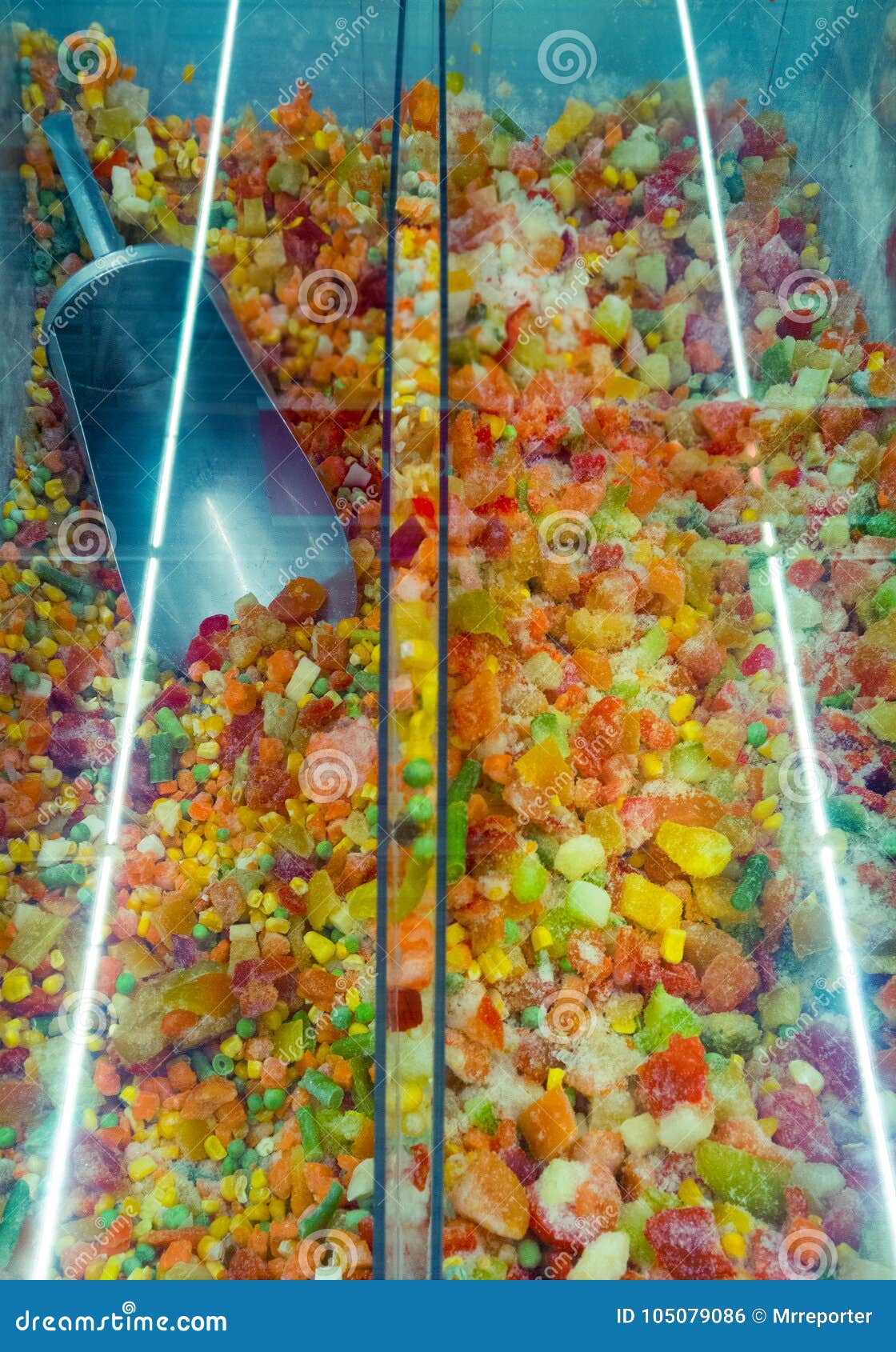 Groenten in winkel stock foto. Image of kleurrijk, overvloed - 105079086