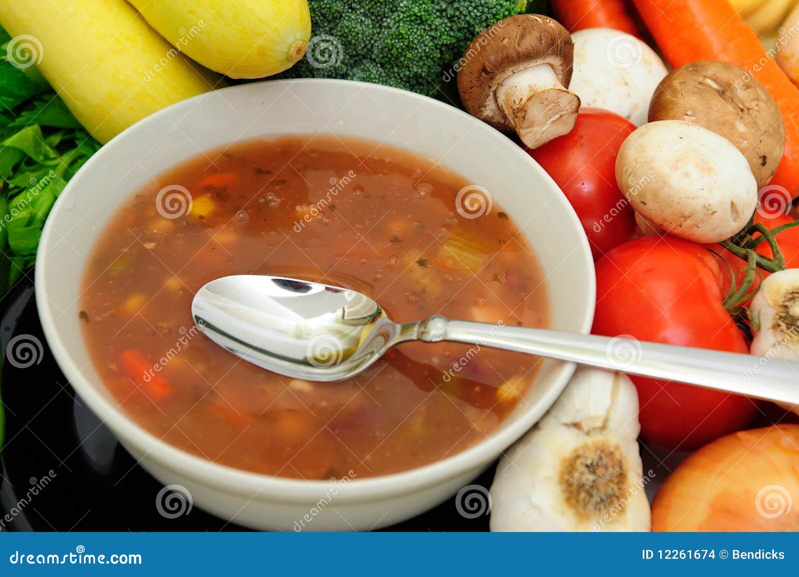 Groentesoep stock foto. Image of tomaat, geel, opbrengst - 12261674