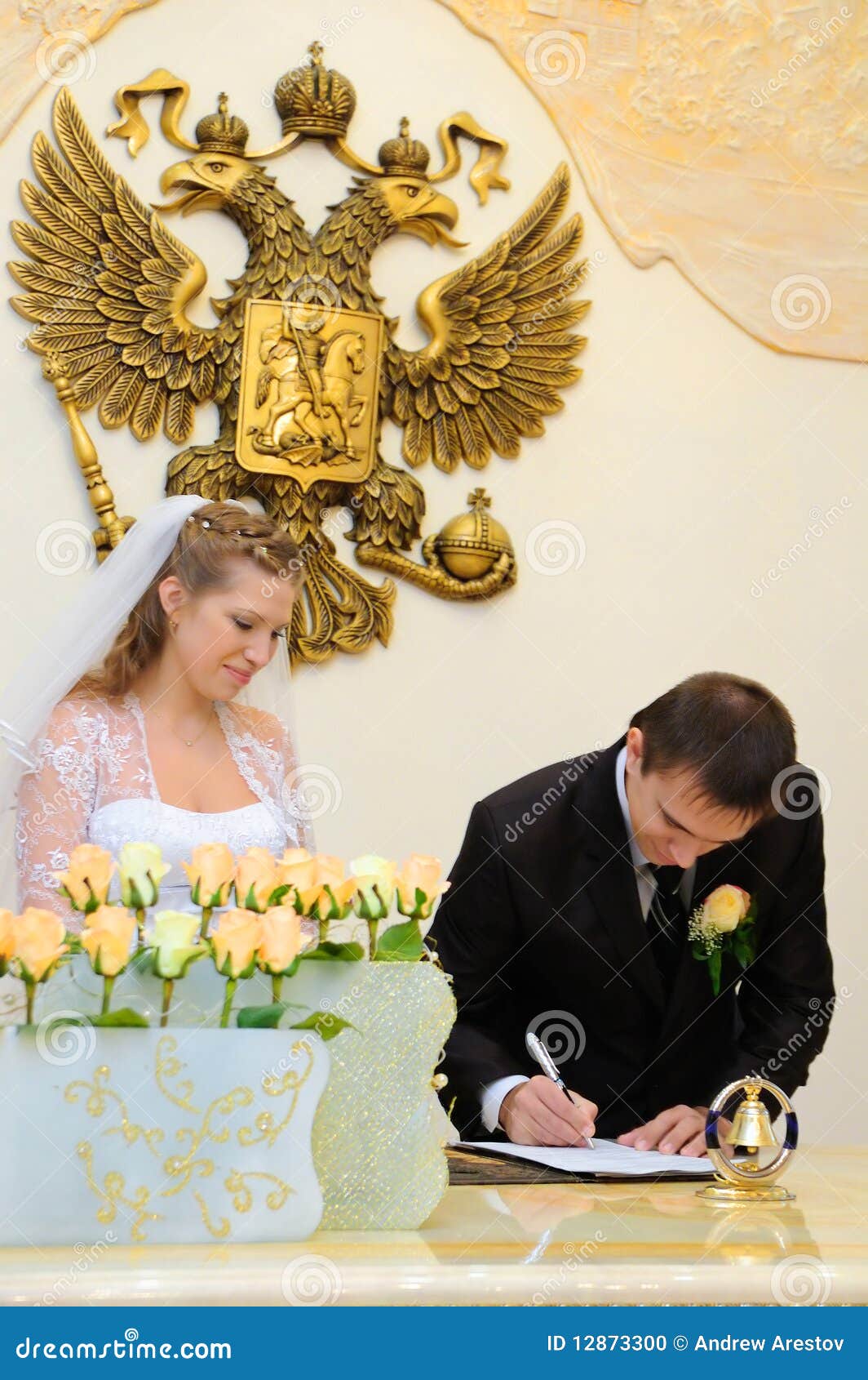 The Groom Make the Signature Stock Photo - Image of married, fashion ...