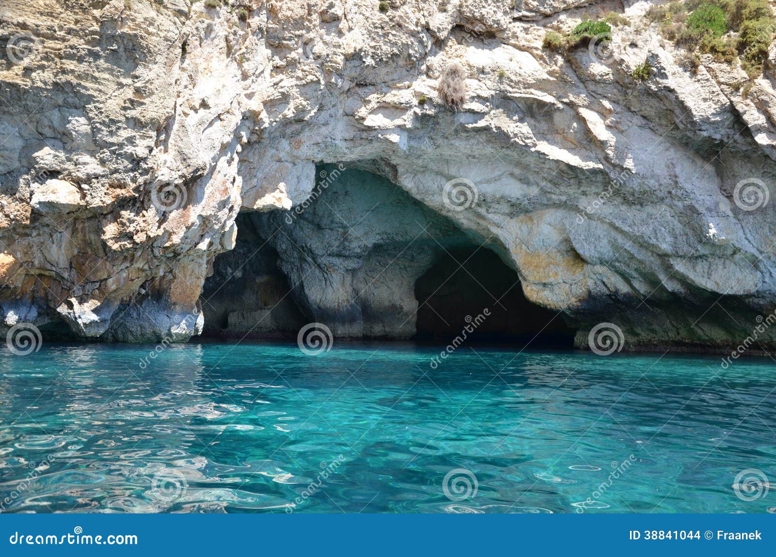 Grotta blu, Malta fotografia stock. Immagine di festa - 38841044