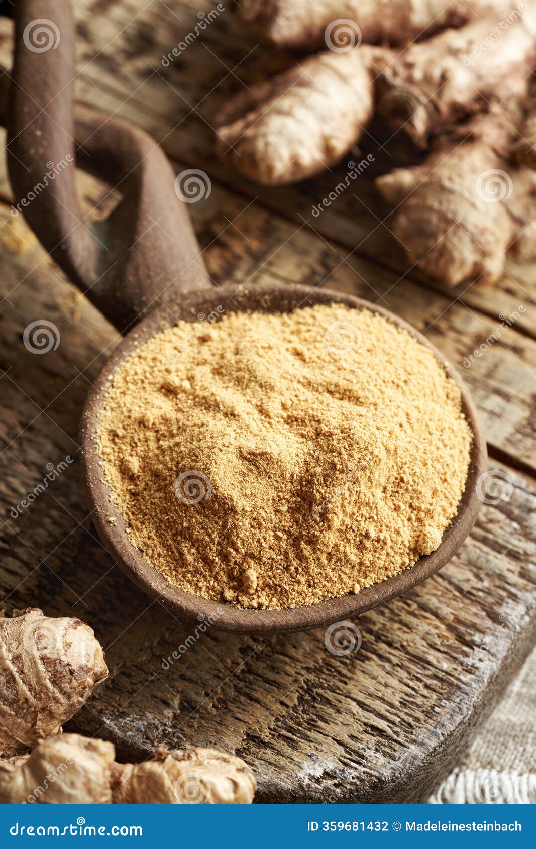 Ground Ginger Powder with Fresh Ginger Root Stock Photo - Image of ...