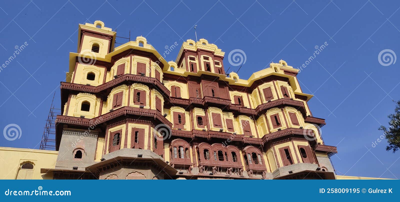Ground View of Rajwada Palace, Indore Stock Image - Image of historic ...