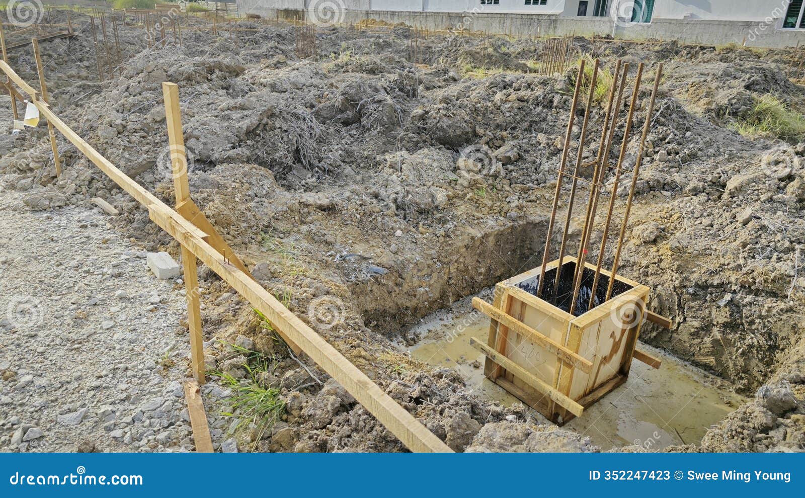 Groundwork of Cement Concrete with Metal Reinforced Frame or Block on ...