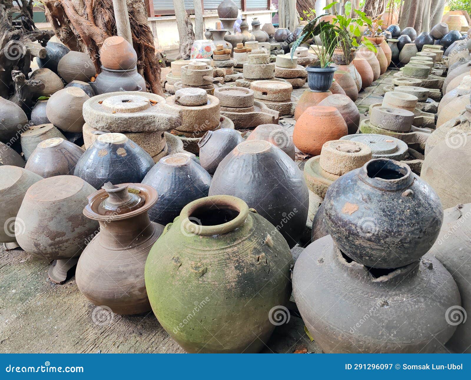 Group of Ancient Pots for Learning Stock Image - Image of rock, garden ...