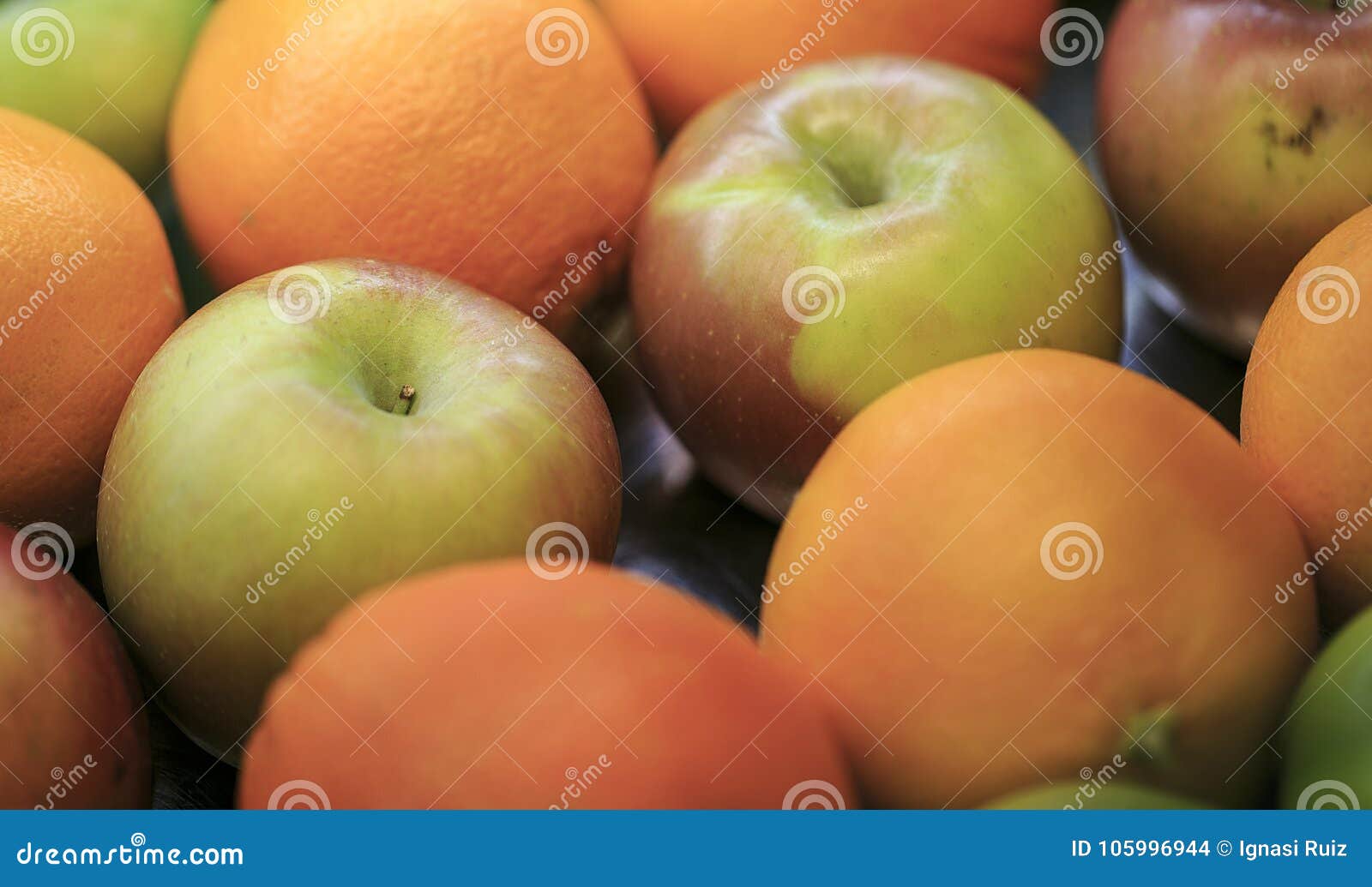 Group of Apples and Oranges Stock Photo - Image of citrus, exotic ...