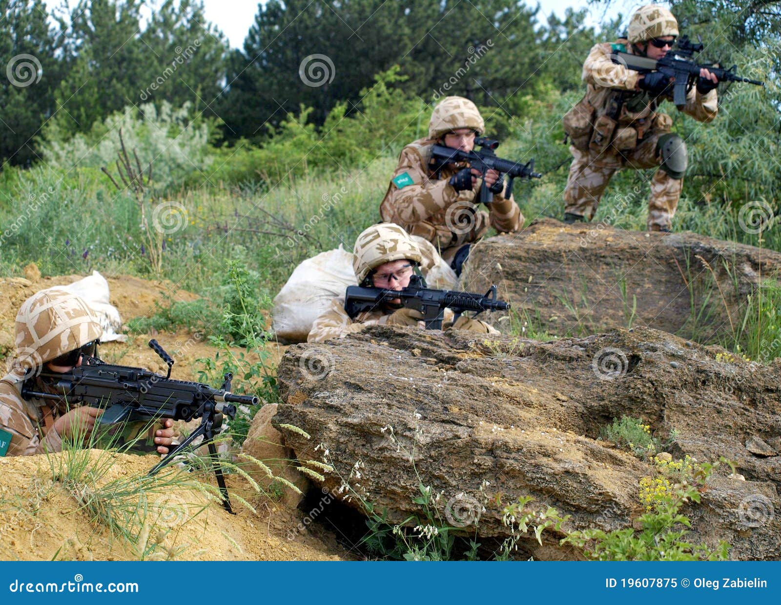 Group of british soldiers stock image. Image of forces - 19607875