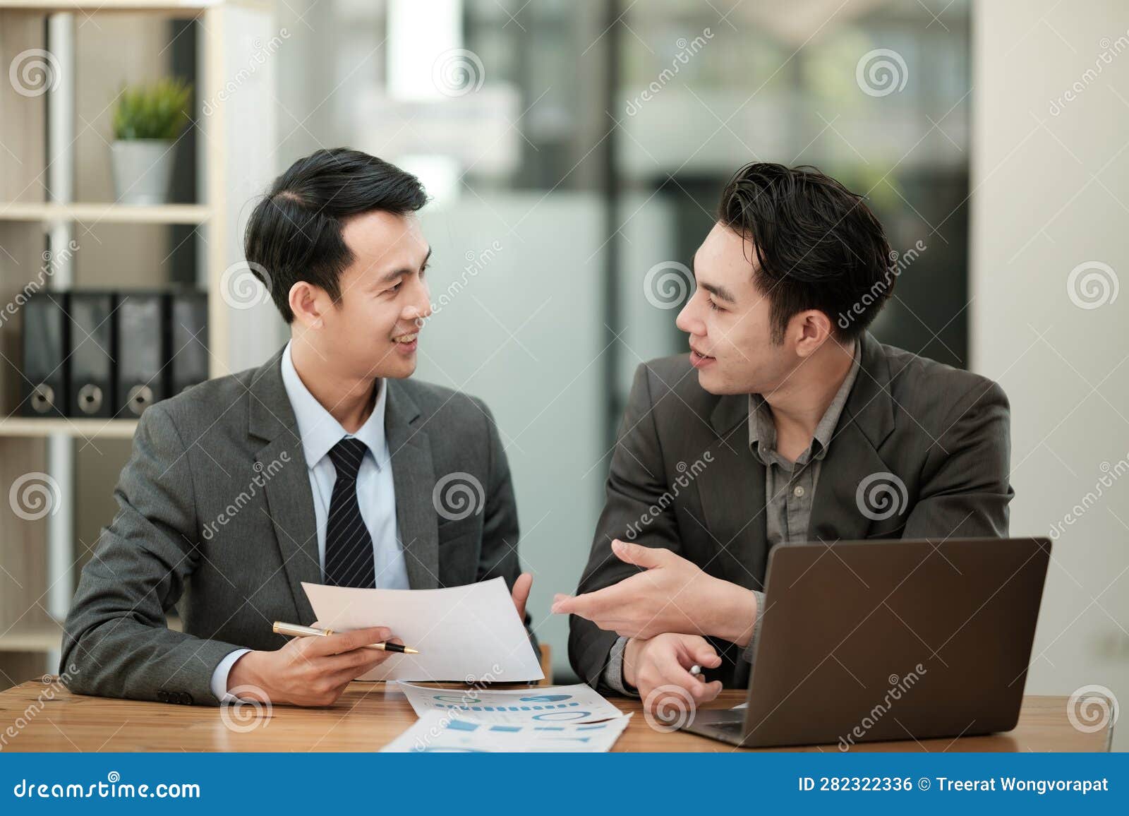 Group of Business Man Discussion and Brainstorming, Bookkeeping Audit ...