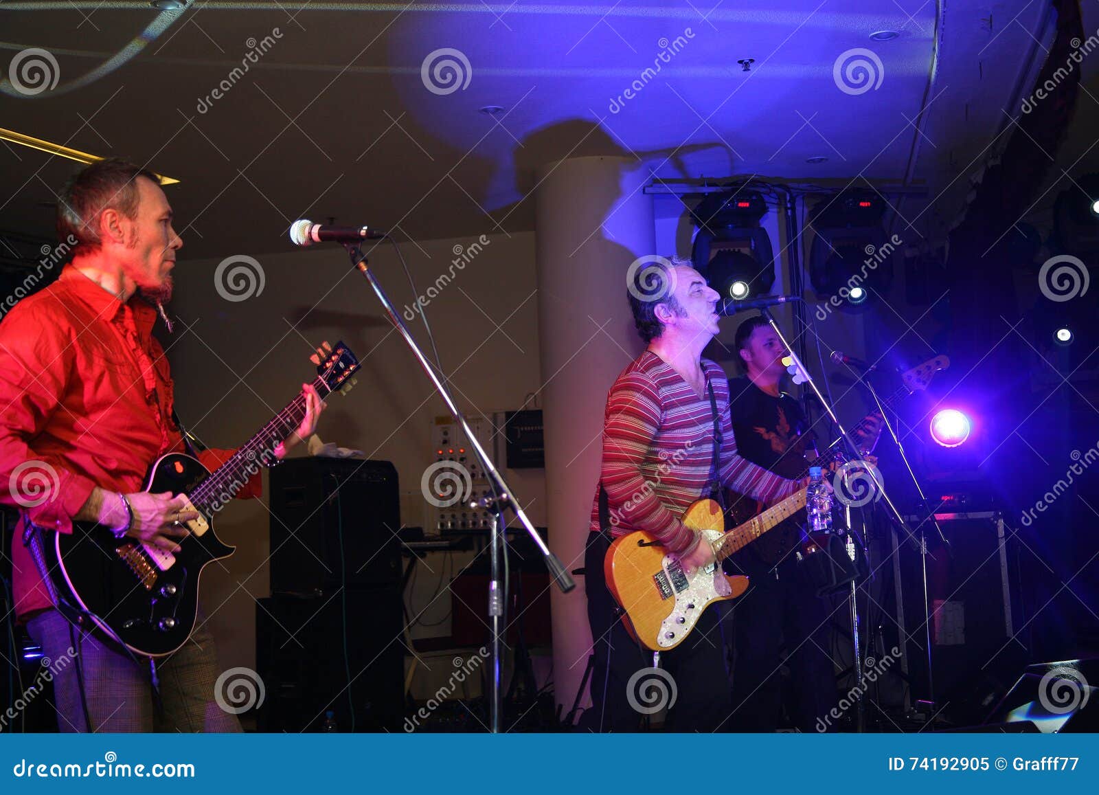 Group Chaif editorial image. Image of performer, concert - 74192905