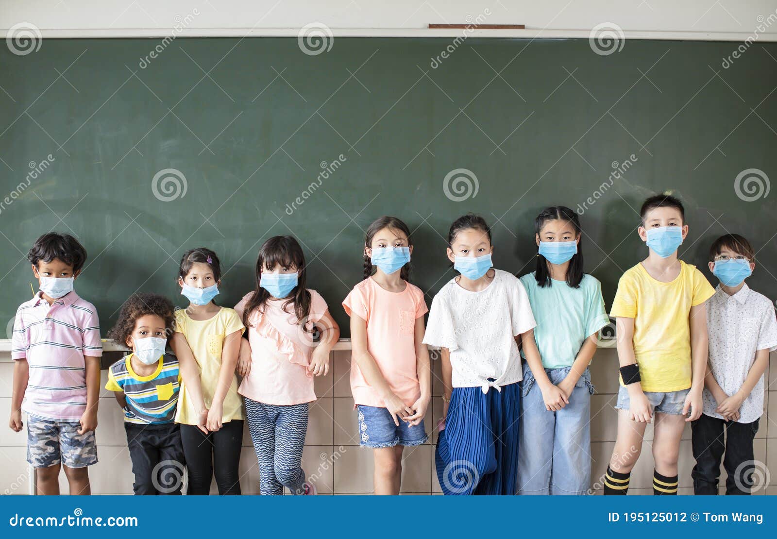 Group of Diverse Young Students Wear Mask and Standing Together in ...