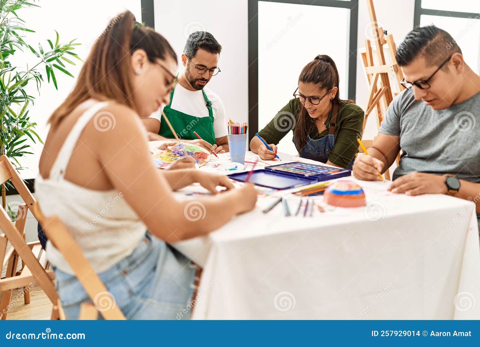 Group of Draw Students Sitting on the Table Drawing at Art Studio Stock ...