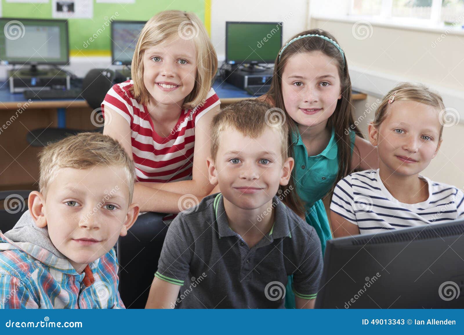 Group of Elementary Pupils in Computer Class Stock Image - Image of ...