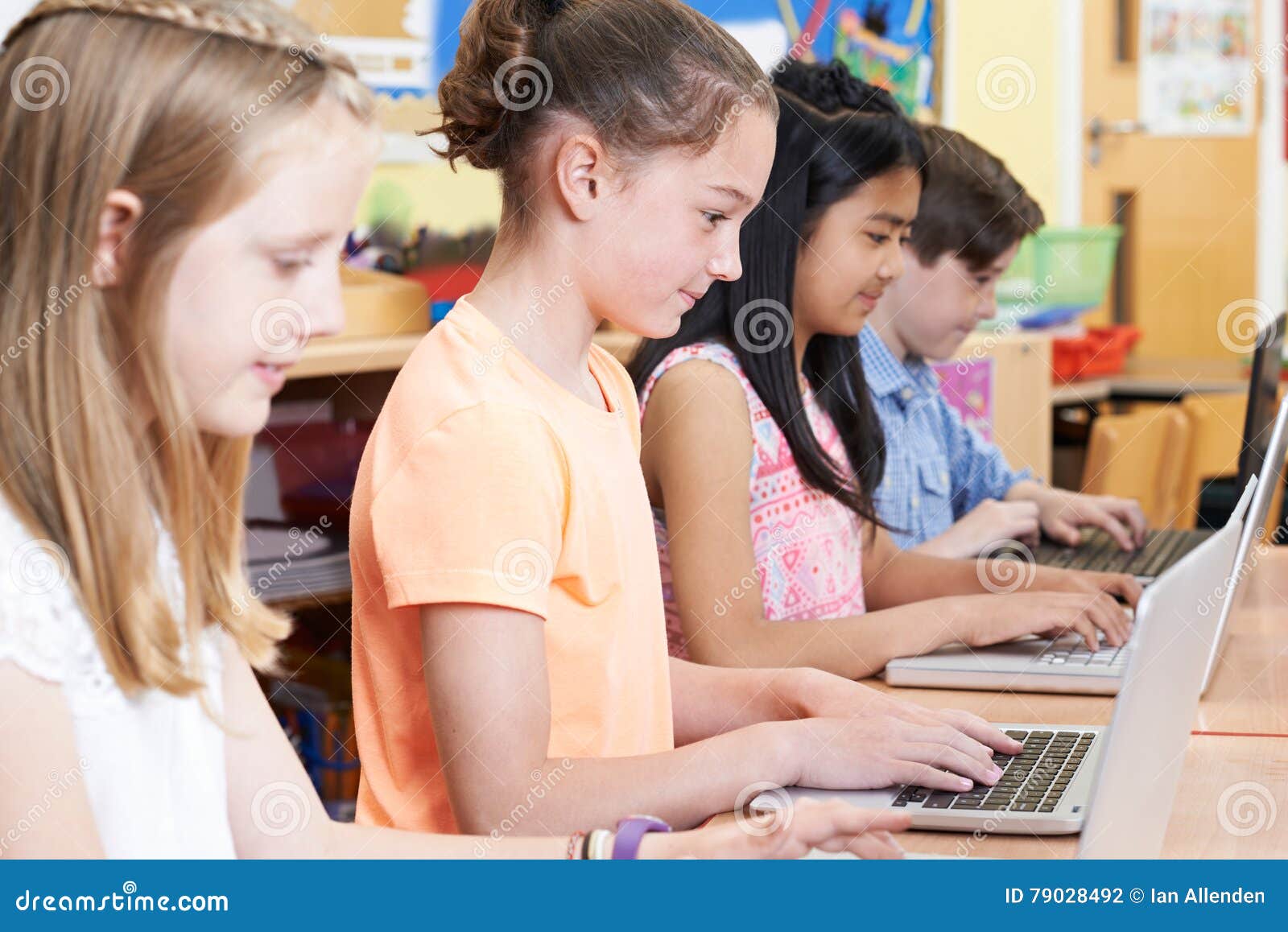 Group of Elementary School Children in Computer Class Stock Photo ...