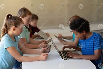 Group of Elementary School Kids Using Computers Stock Image - Image of ...