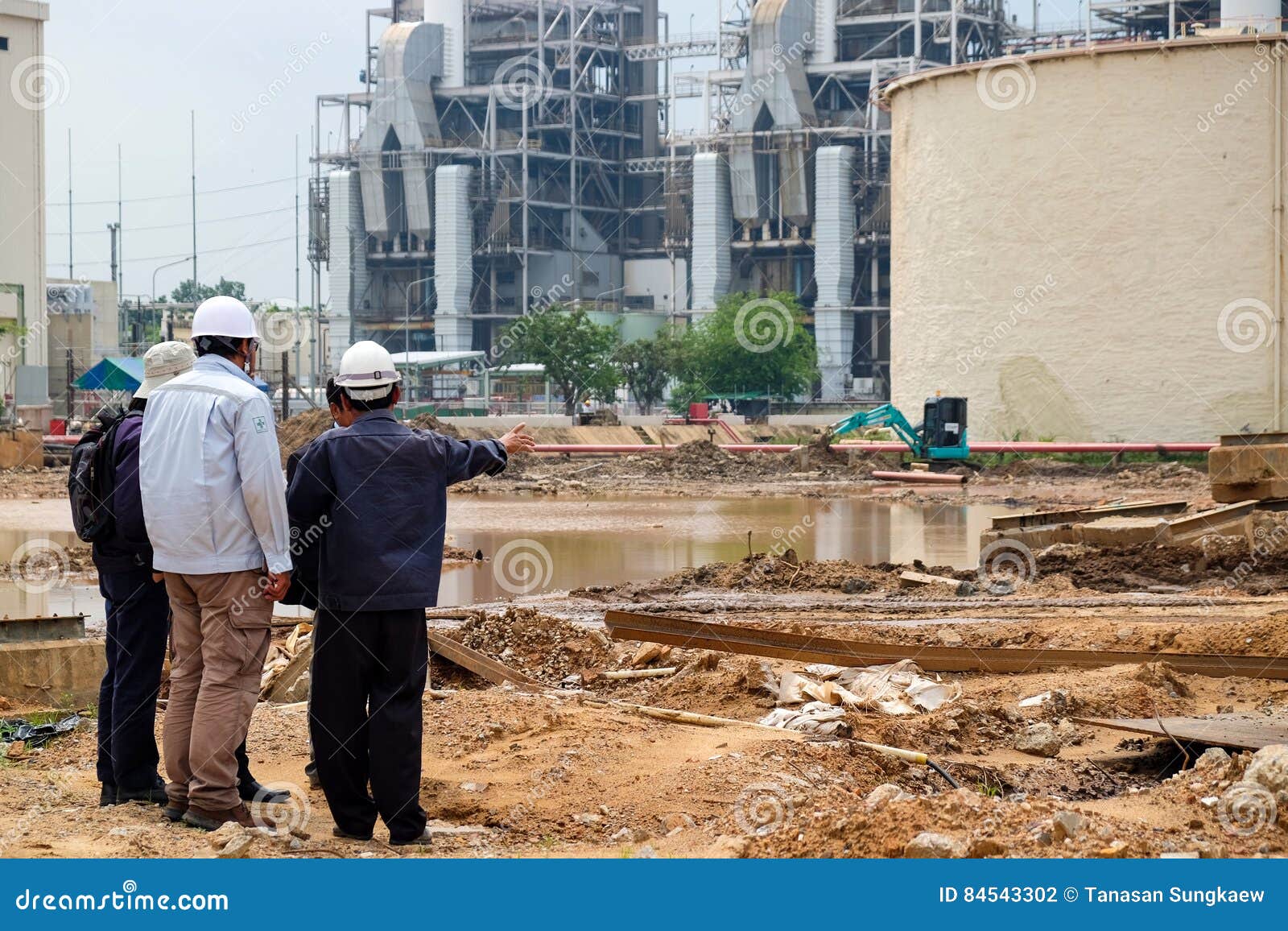 Group of Engineer Discussion Editorial Photography - Image of ...