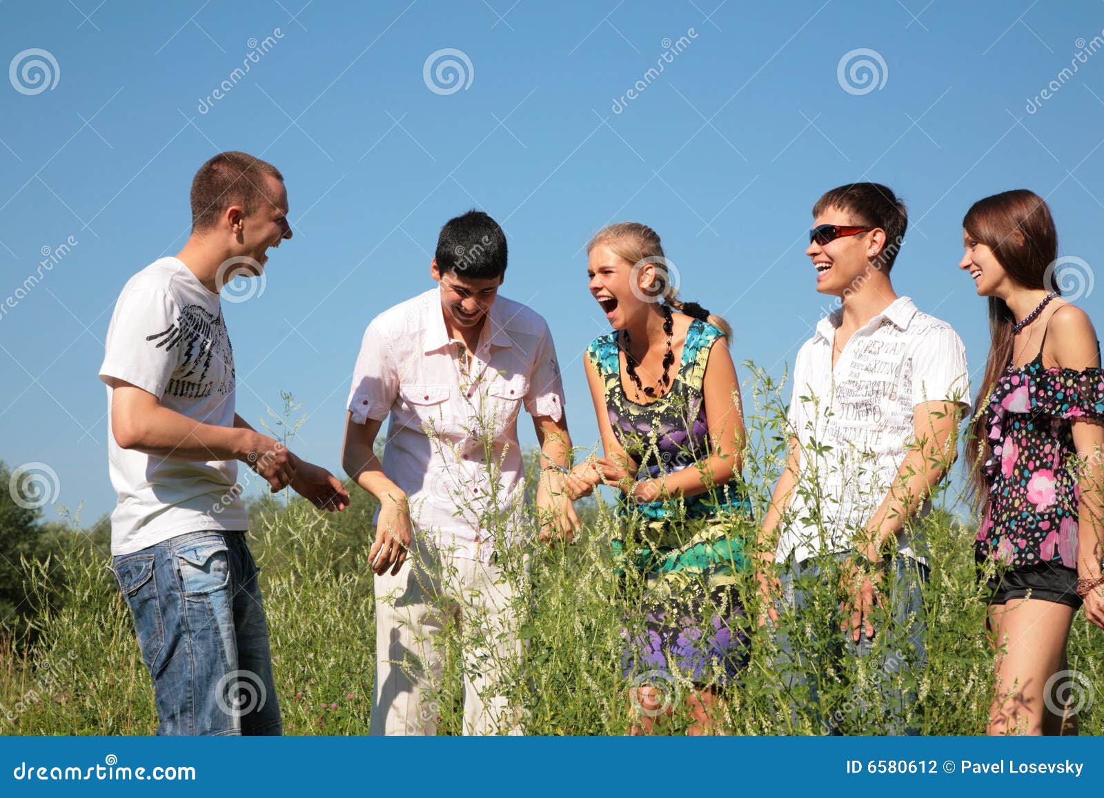 Group of five friends stock photo. Image of meeting, girls - 6580612