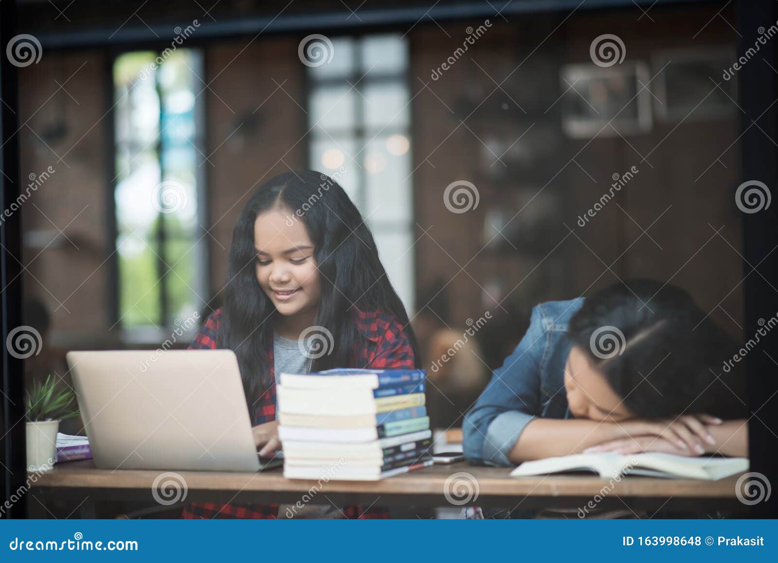 Group of Happy Friends Student Talking about Knowledge Stock Photo ...