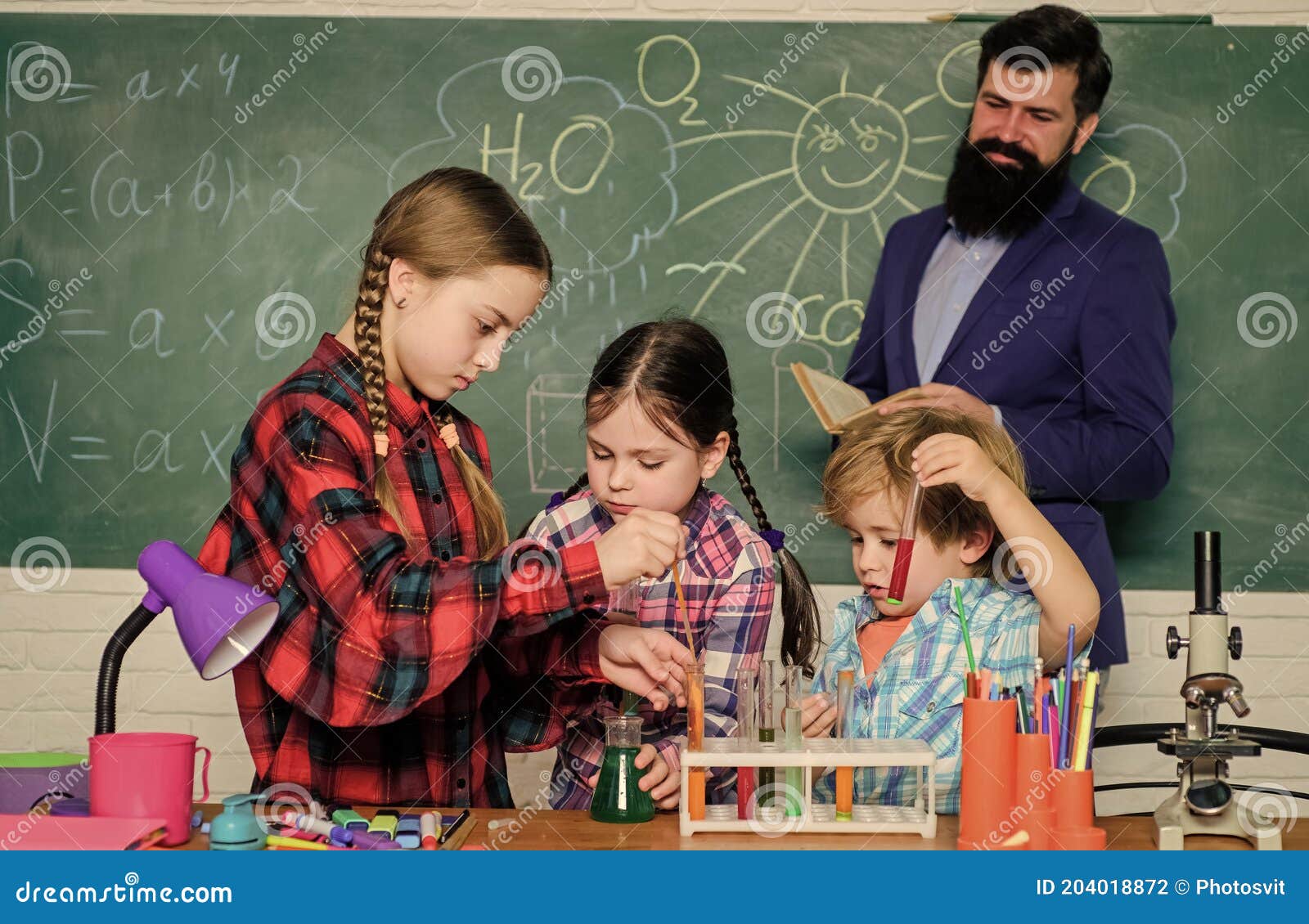 Group Interaction Communication. Practical Knowledge. Elementary Basic ...