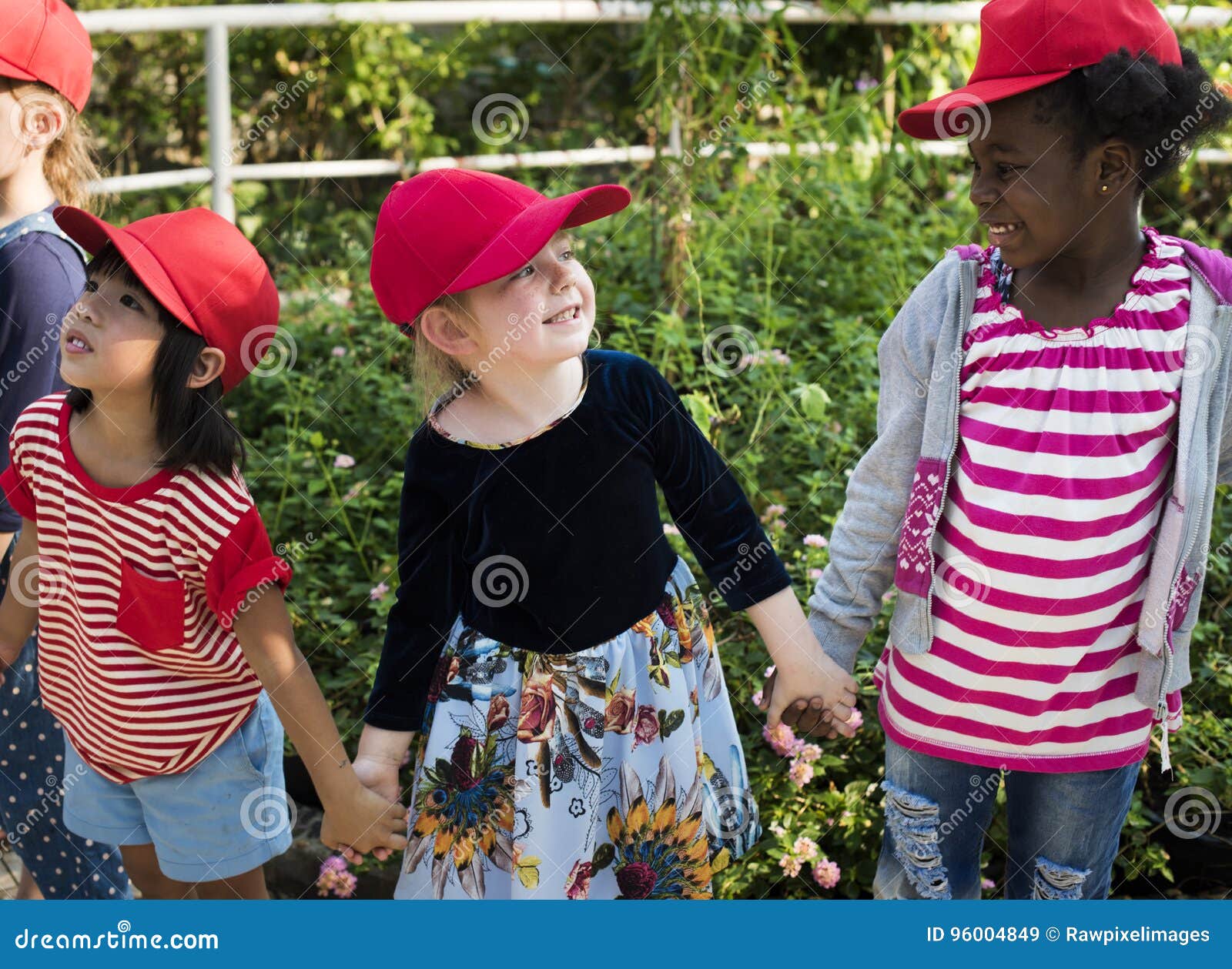Group of Kids School Field Trips Learning Outdoors Botanic Park Stock ...