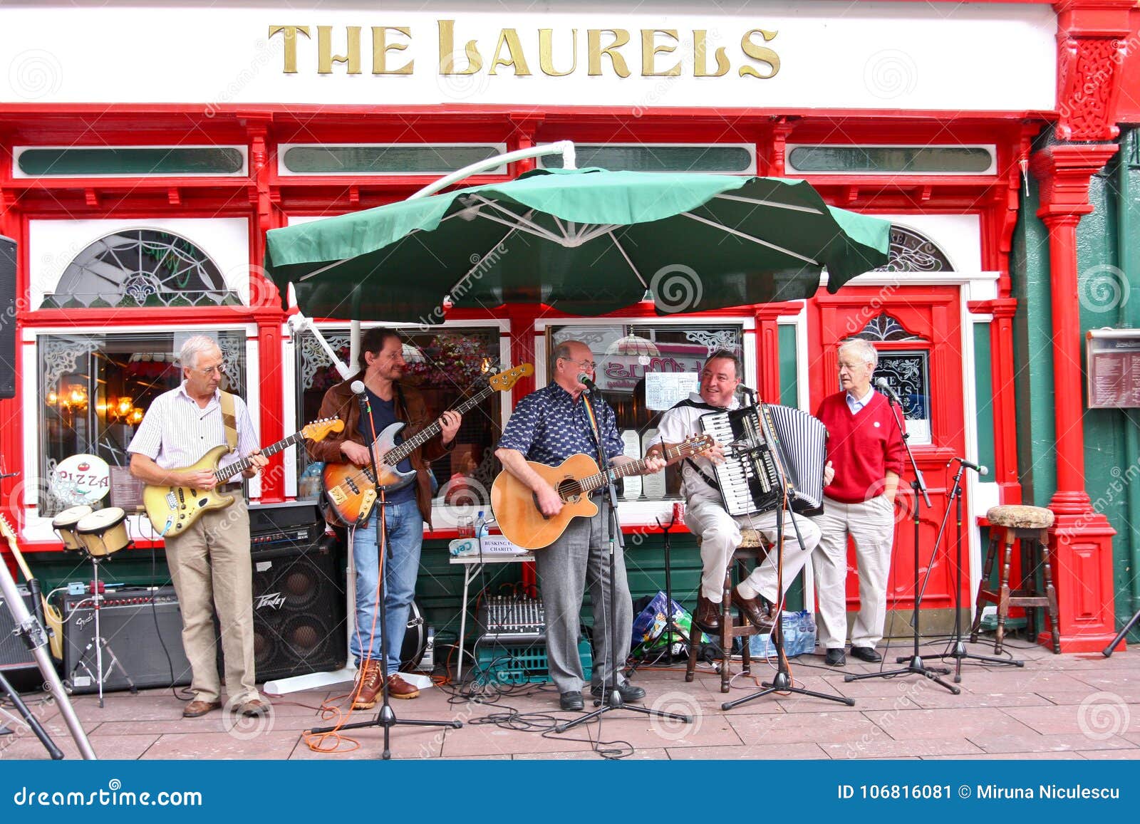 Performers Busking on the Streets of Killarney, Ireland Editorial Photo ...