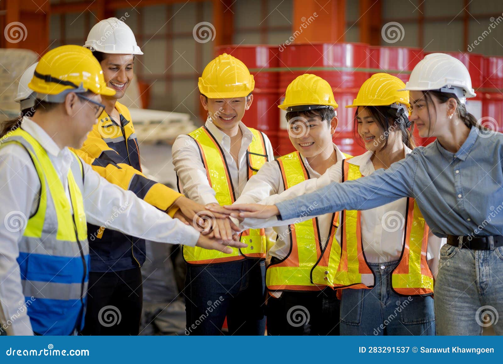 Group New Generation of Engineers in a Metal Sheet Factory. Studying ...