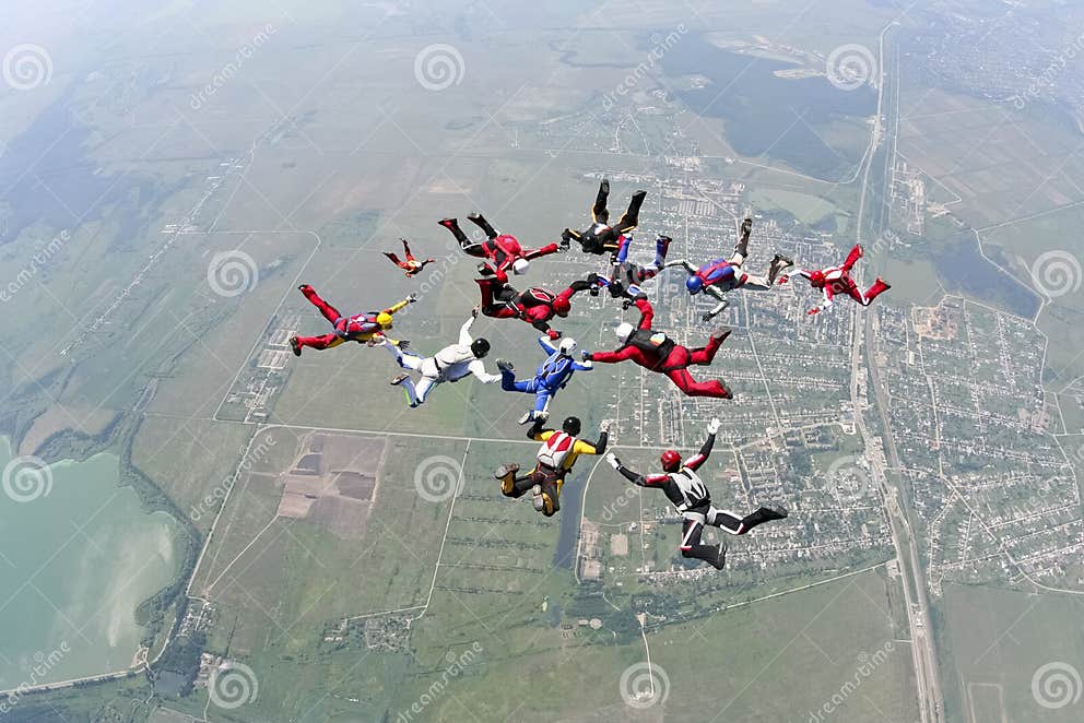 Skydiving photo. editorial photography. Image of danger - 144599737