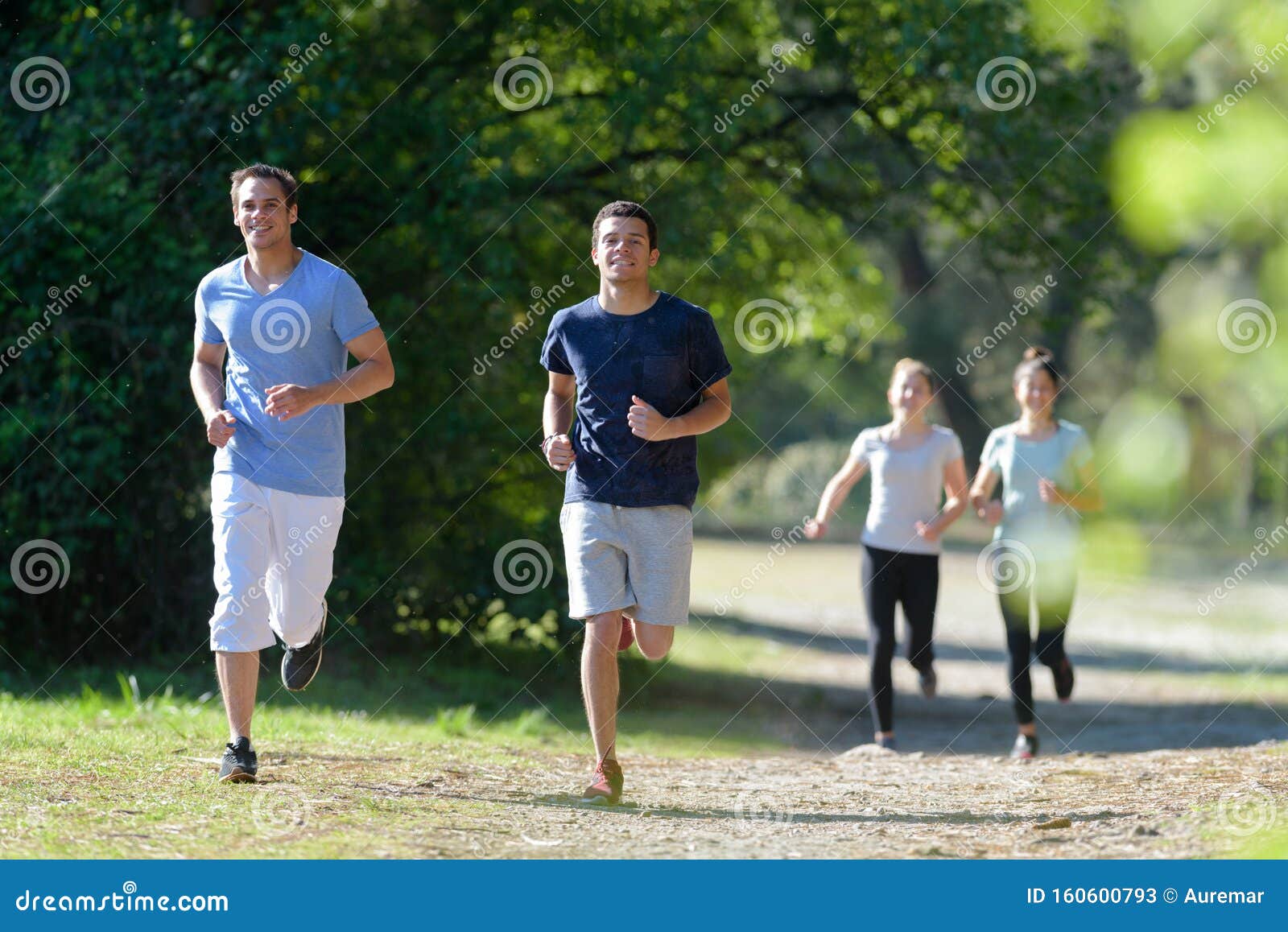 Group People Jogging in Park Stock Image - Image of running, sporty ...