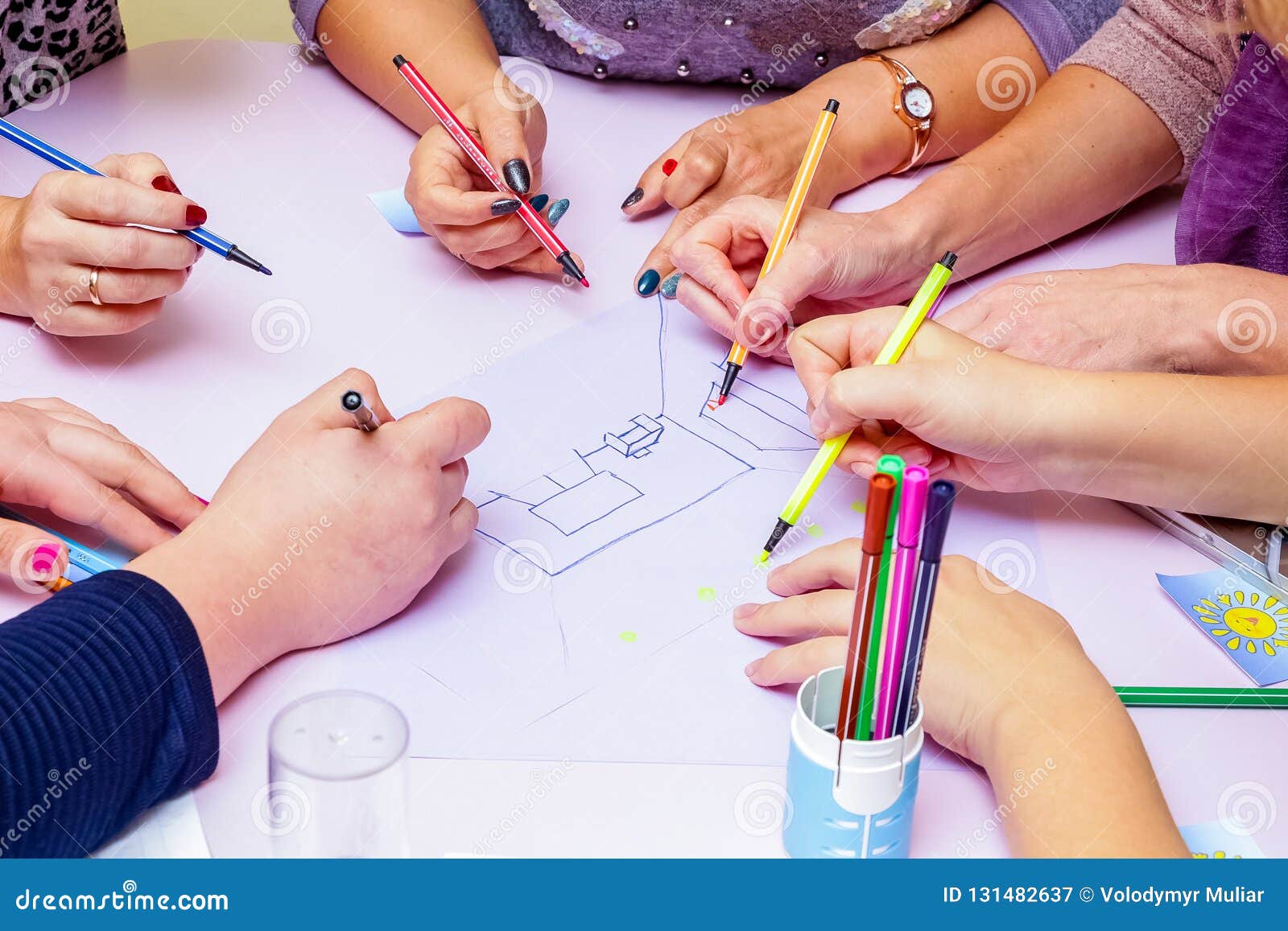 A Group of People Jointly Solves Their Tasks. Joint Performance of Work ...