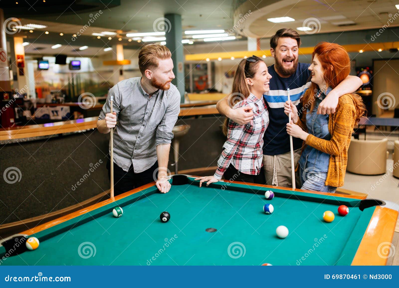 Group of People Playing Snooker Stock Image - Image of billiard, couple ...