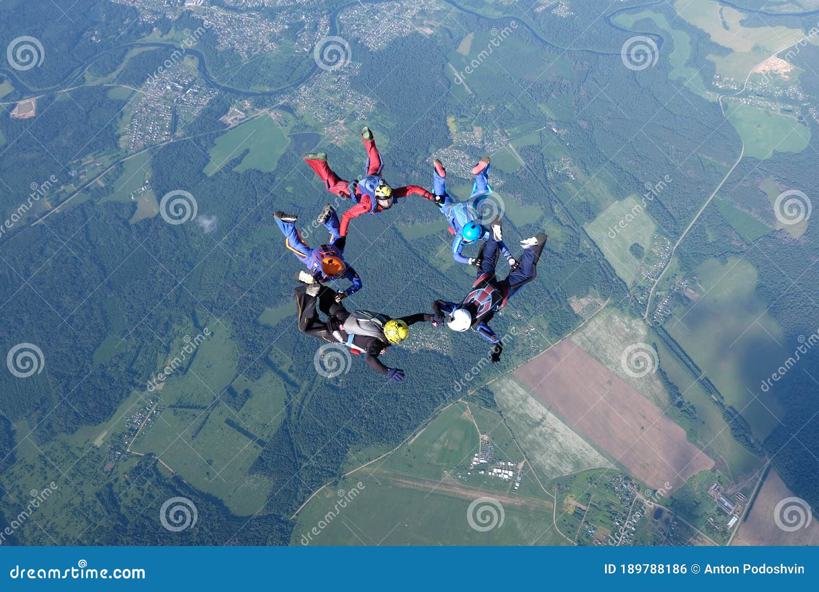 Skydiving. Formation. Relative Work. Training. Editorial Photo - Image ...