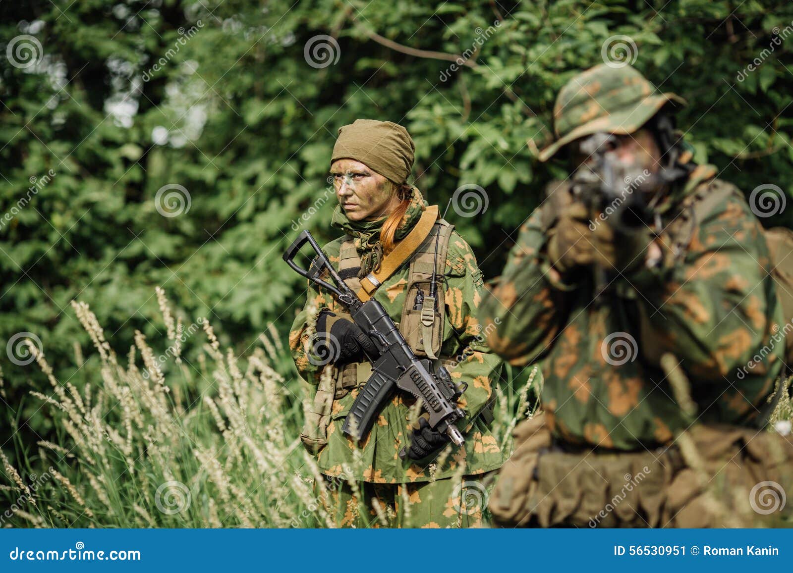 Group of Soldiers Special Forces during the Raid in the Forest Stock ...