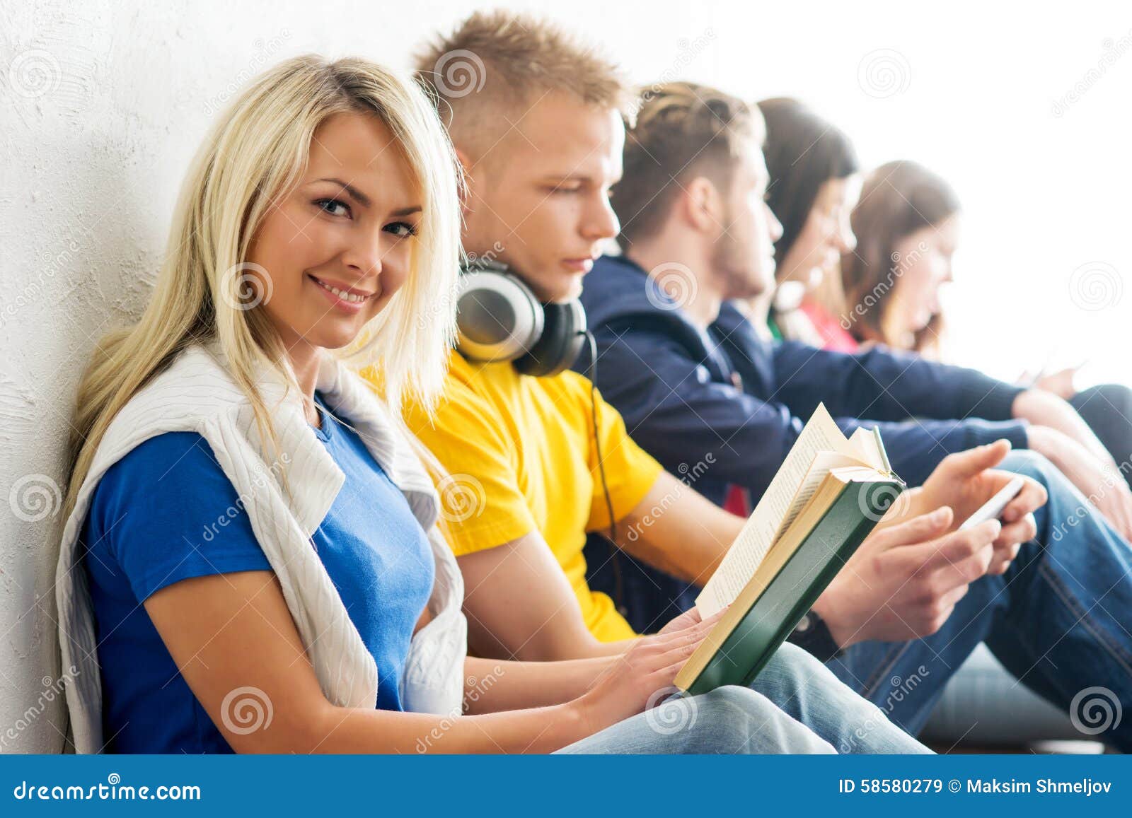 Group of Students on a Break Stock Image - Image of mobile, people ...