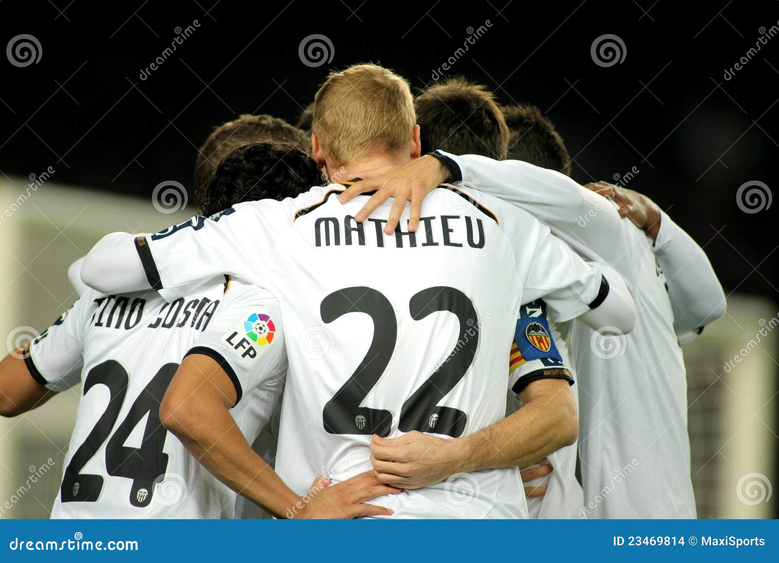Group of Valencia CF editorial stock image. Image of playing - 23469814