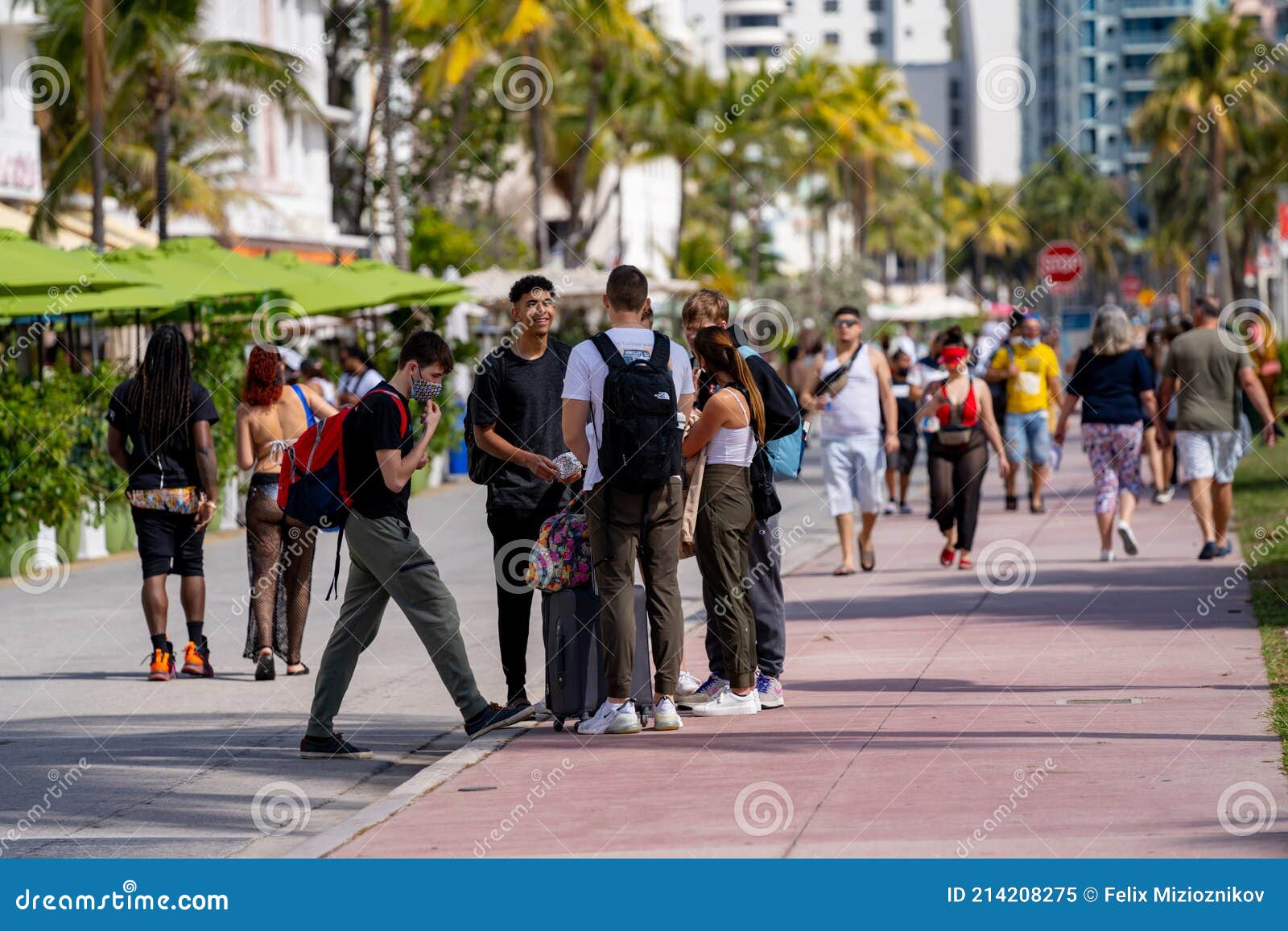 Group of Young College Aged People Gathering in Miami Beach Spring ...