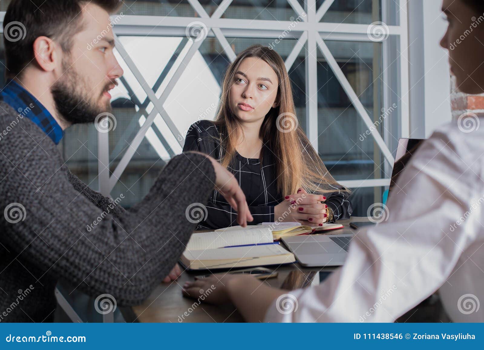 Professional Team of a Freelance Social Media Content Writers Talkings ...