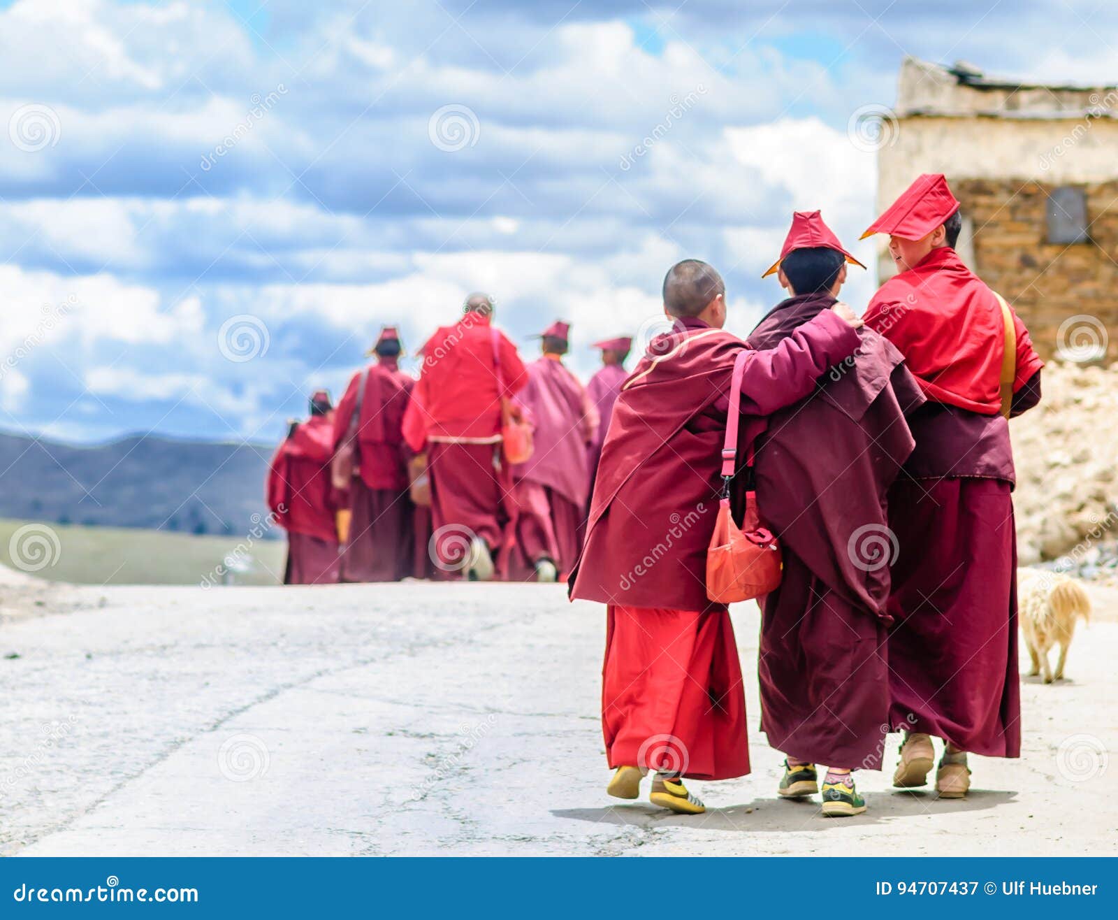 Group of Young Tibetan Monks in Sichuan Editorial Photography - Image ...