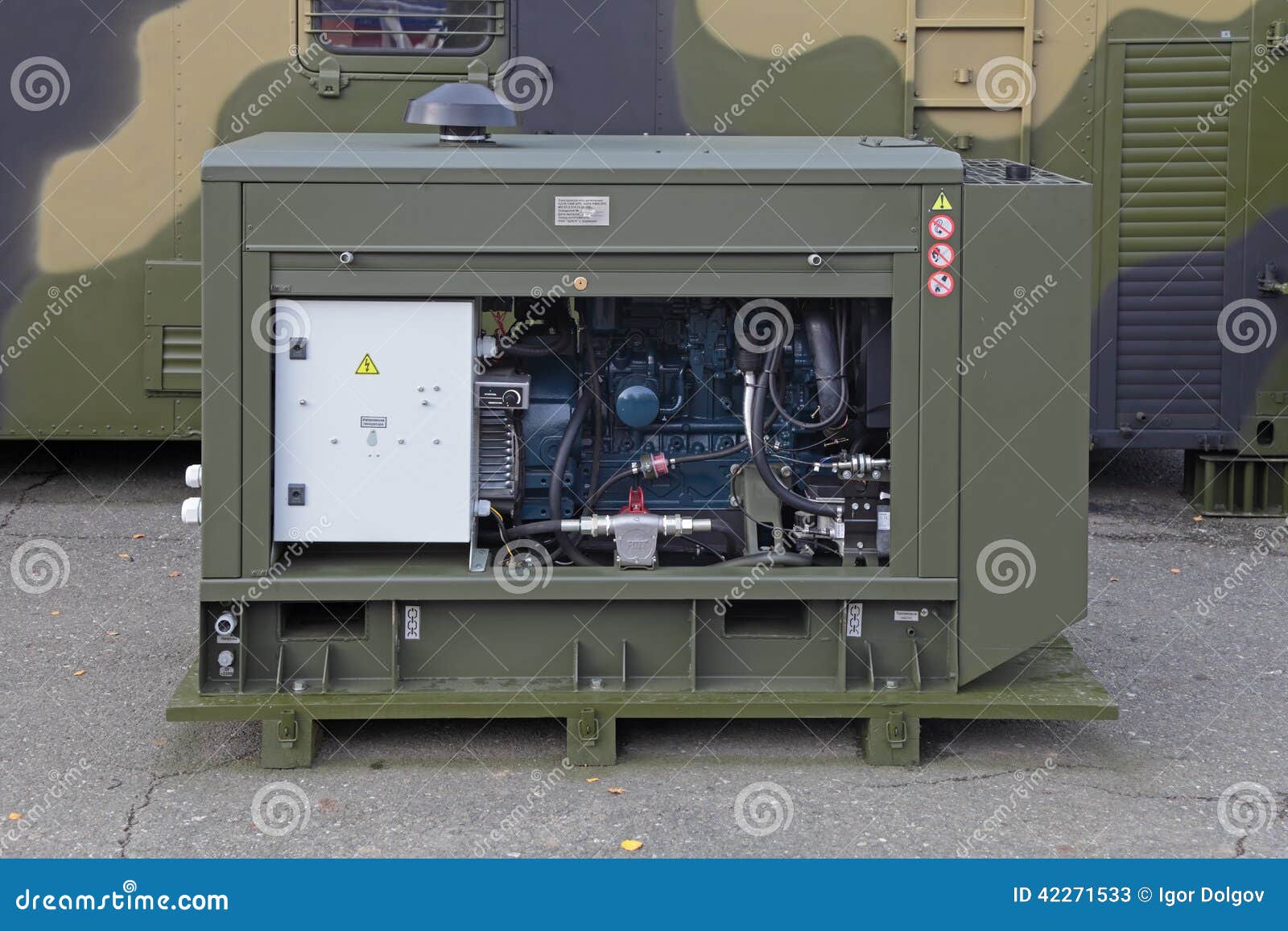 Groupe électrogène diesel photo stock éditorial. Image du électrique ...