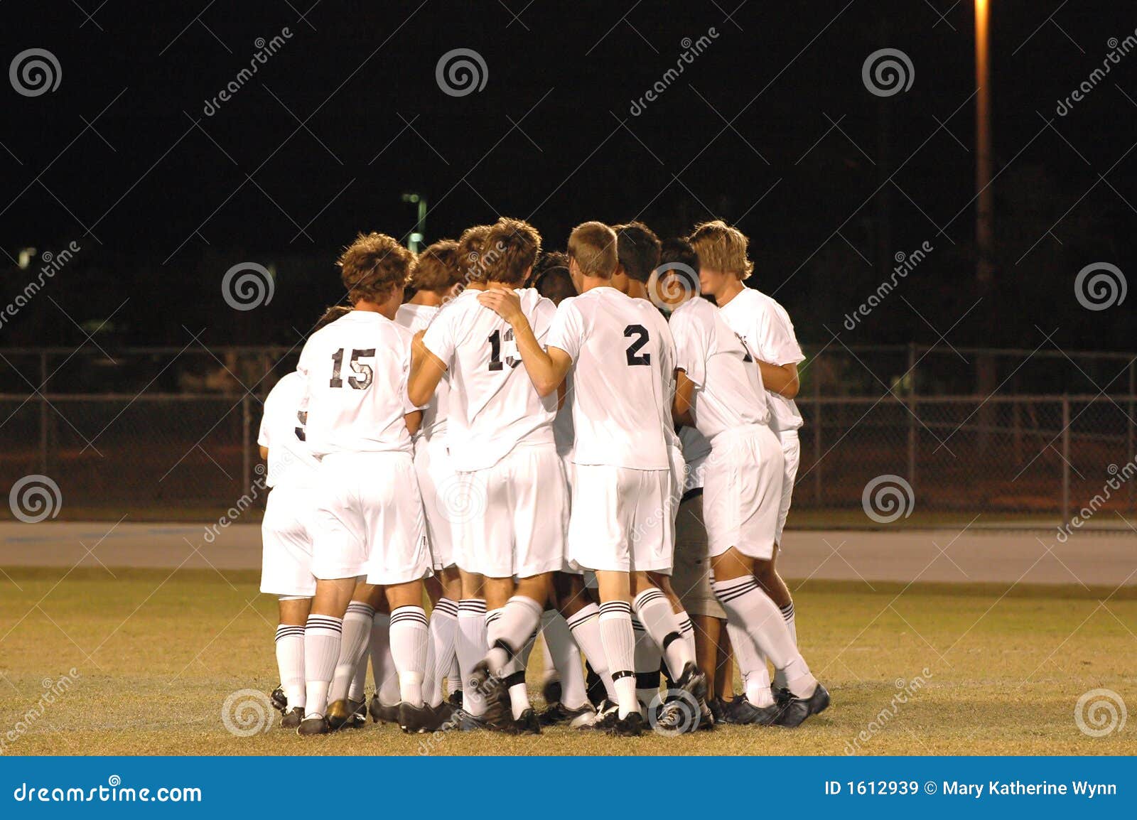 Groupe du football image stock éditorial. Image du hommes - 1612939