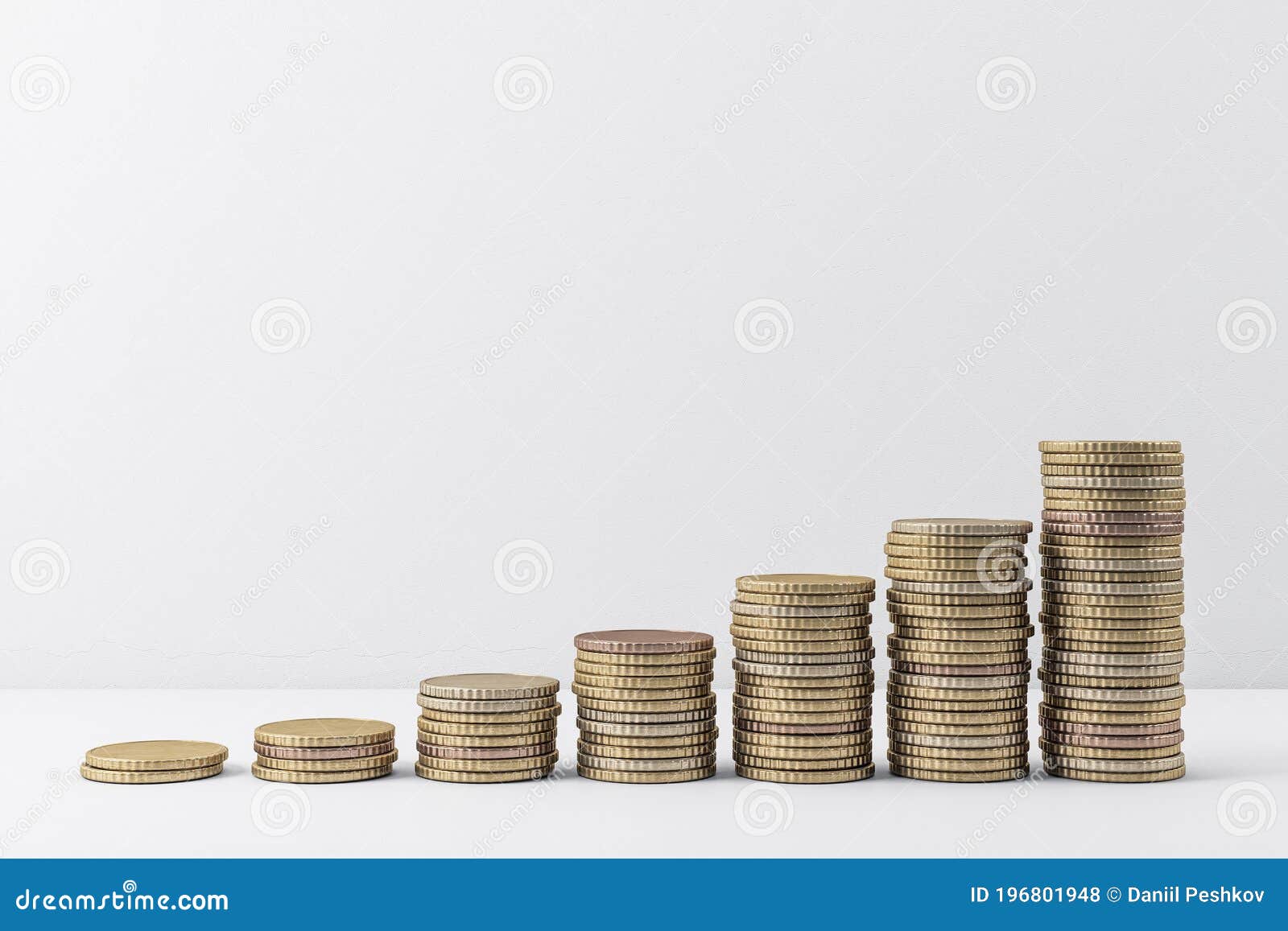 Growing Chart of Gold Coins Stock Illustration - Illustration of coin ...