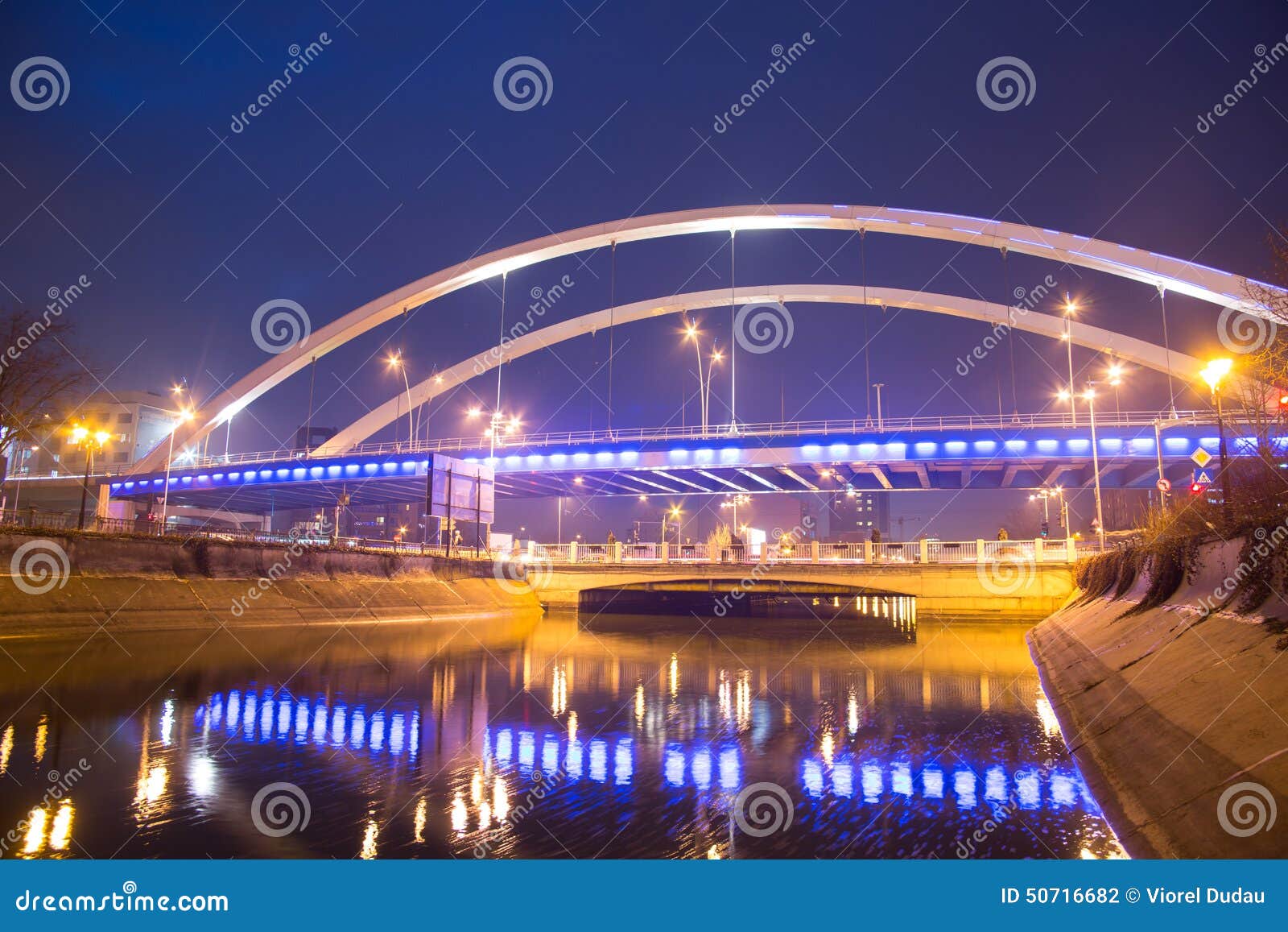 Grozavesti Bridge, Bucharest Stock Photo - Image of station, tramway ...