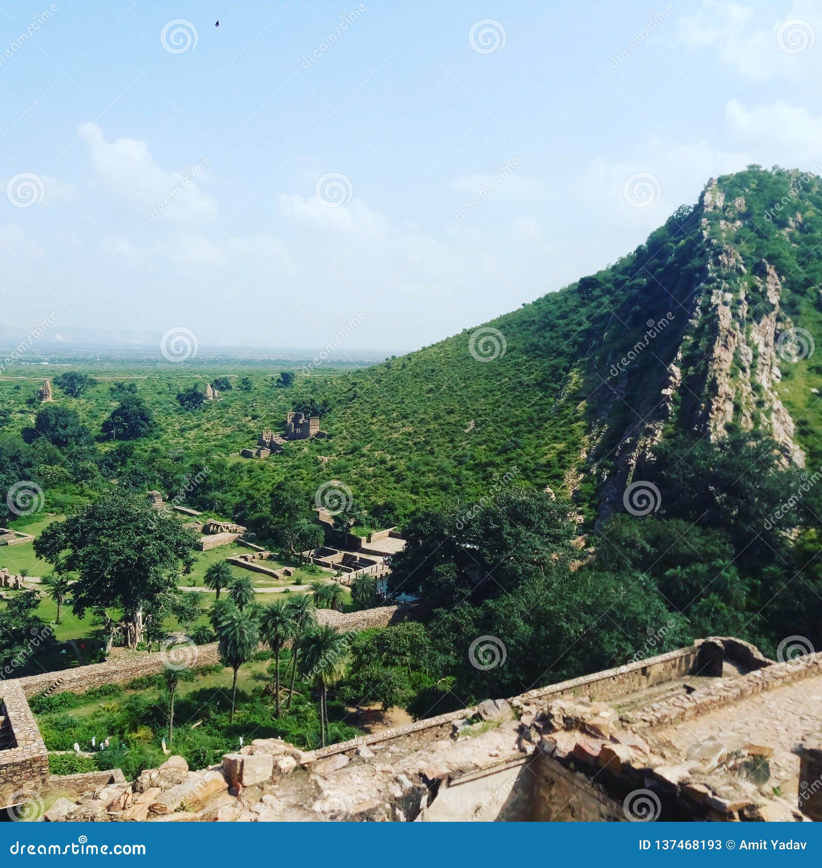 A Grren View Bhangadh Fort. Stock Image - Image of fort, view: 137468193