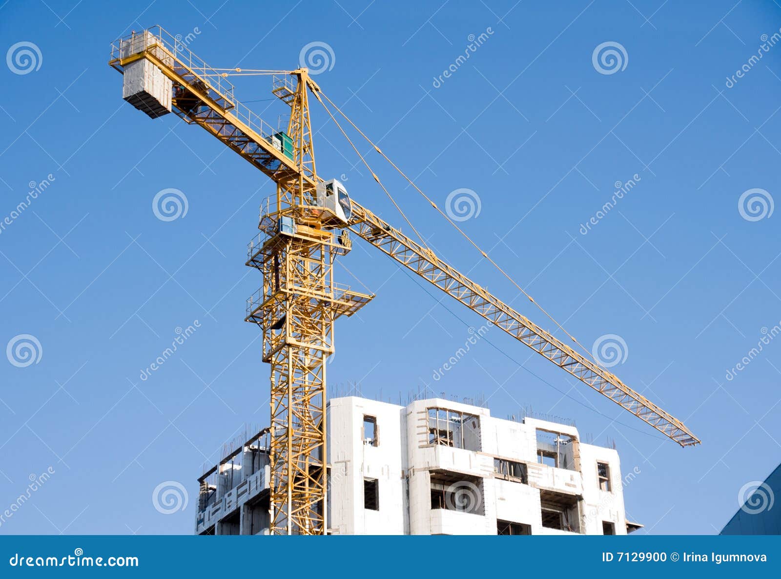 Grue De Chantier De Construction Photo stock - Image du levage ...