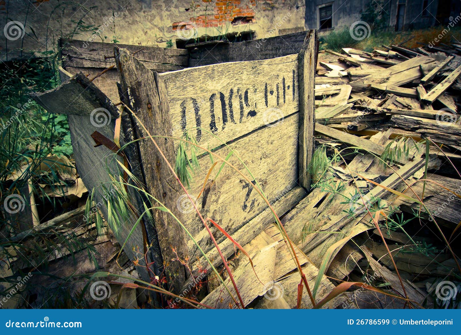 Grunge abandoned box stock image. Image of city, trash - 26786599