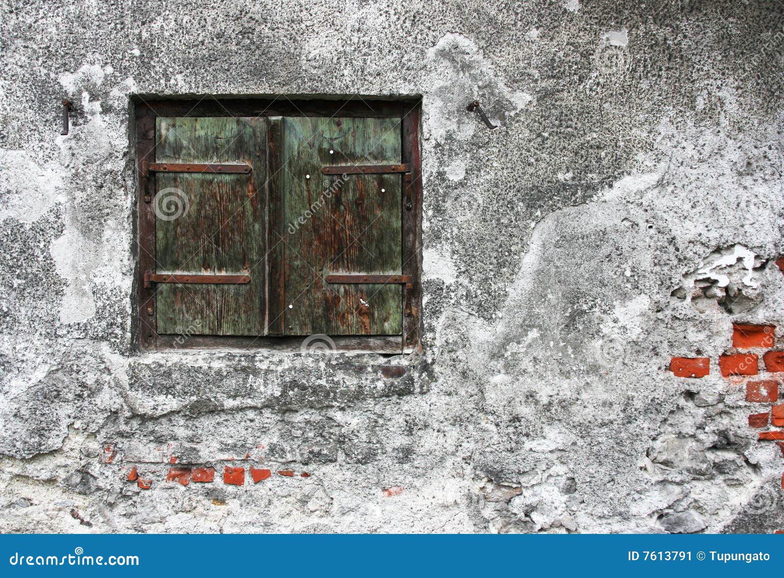 Grunge house stock image. Image of house, architecture - 7613791