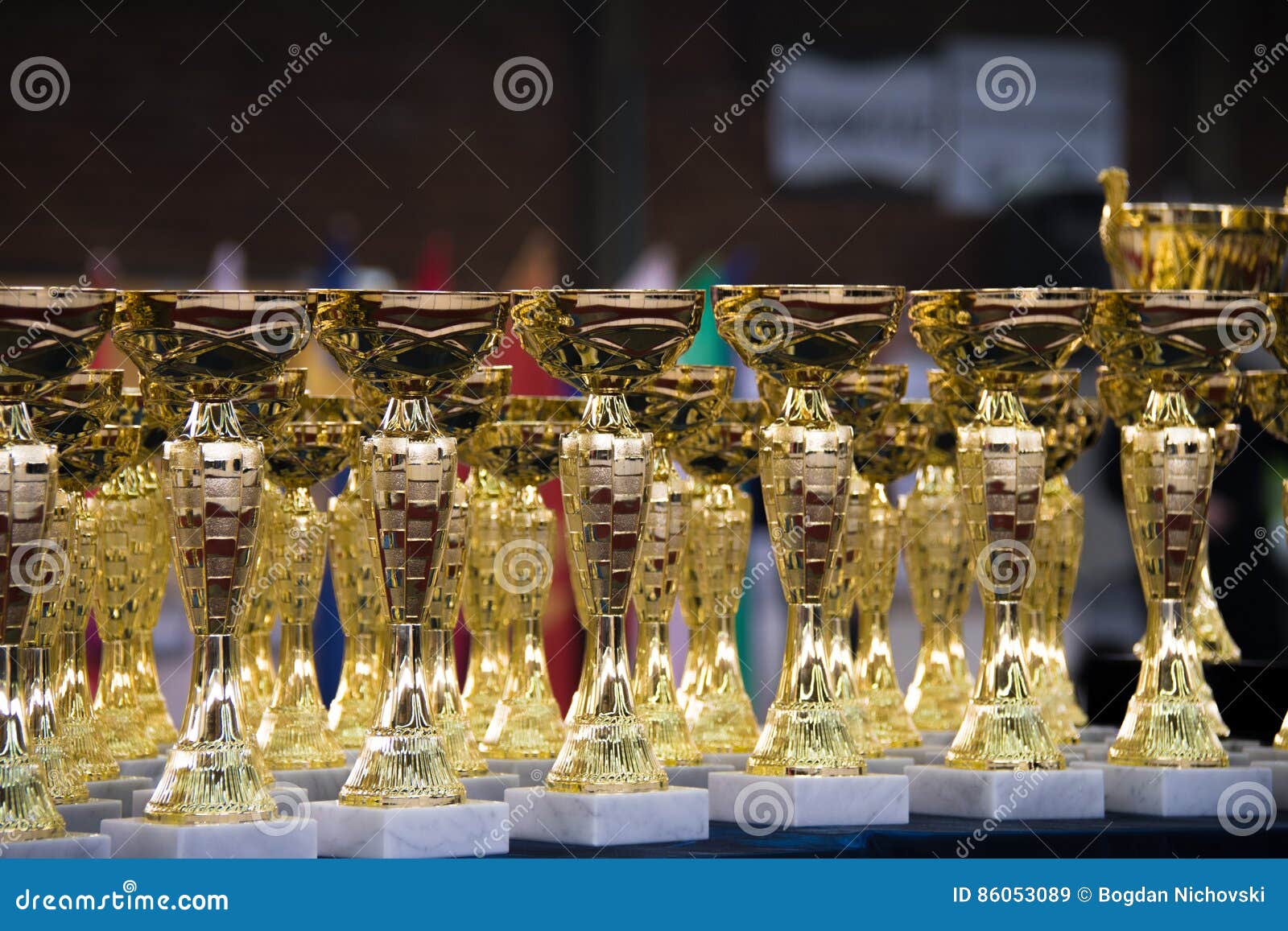 Grupo de los trofeos imagen de archivo. Imagen de primer - 86053089