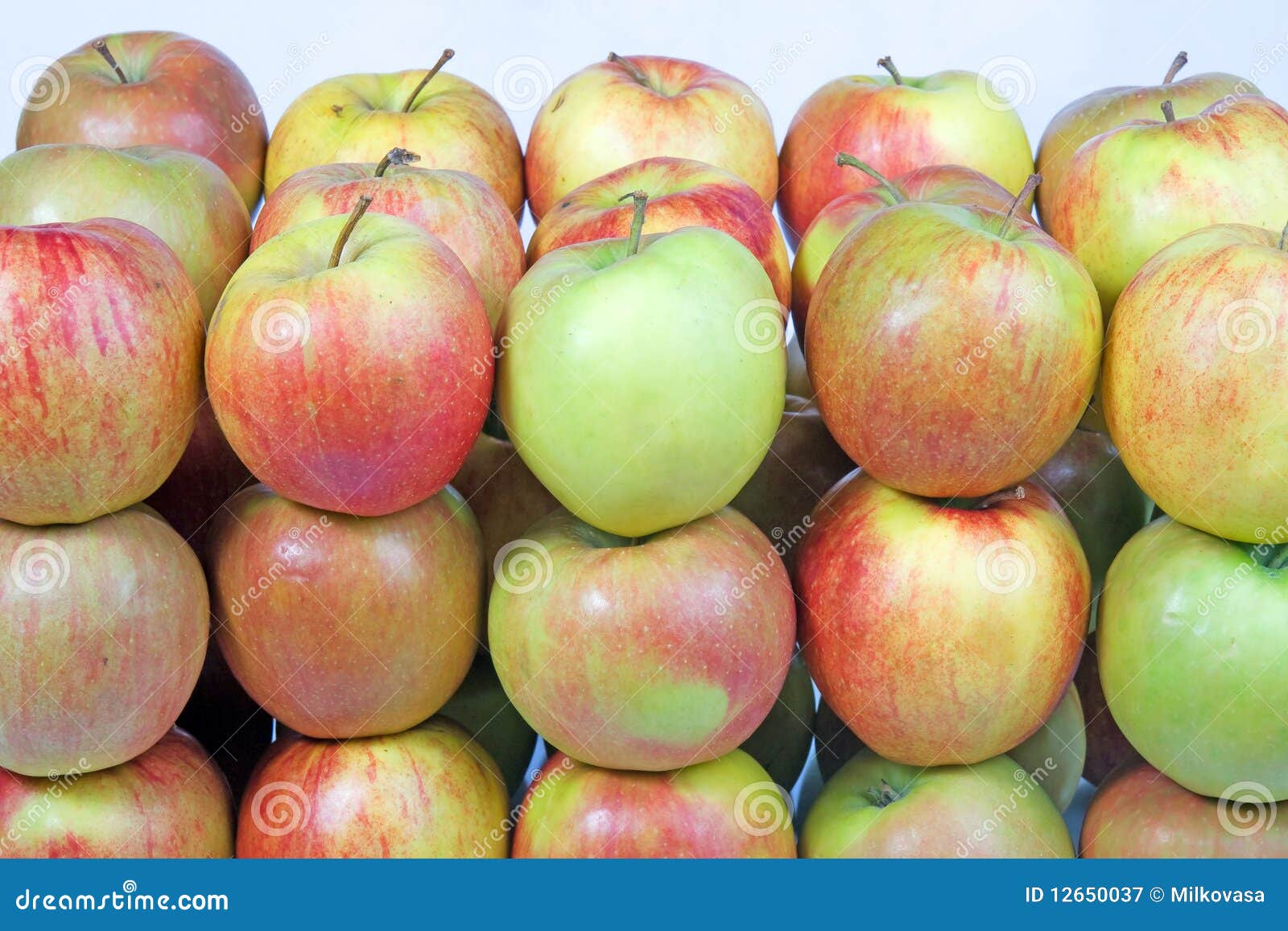 Grupo de manzanas imagen de archivo. Imagen de fruta - 12650037