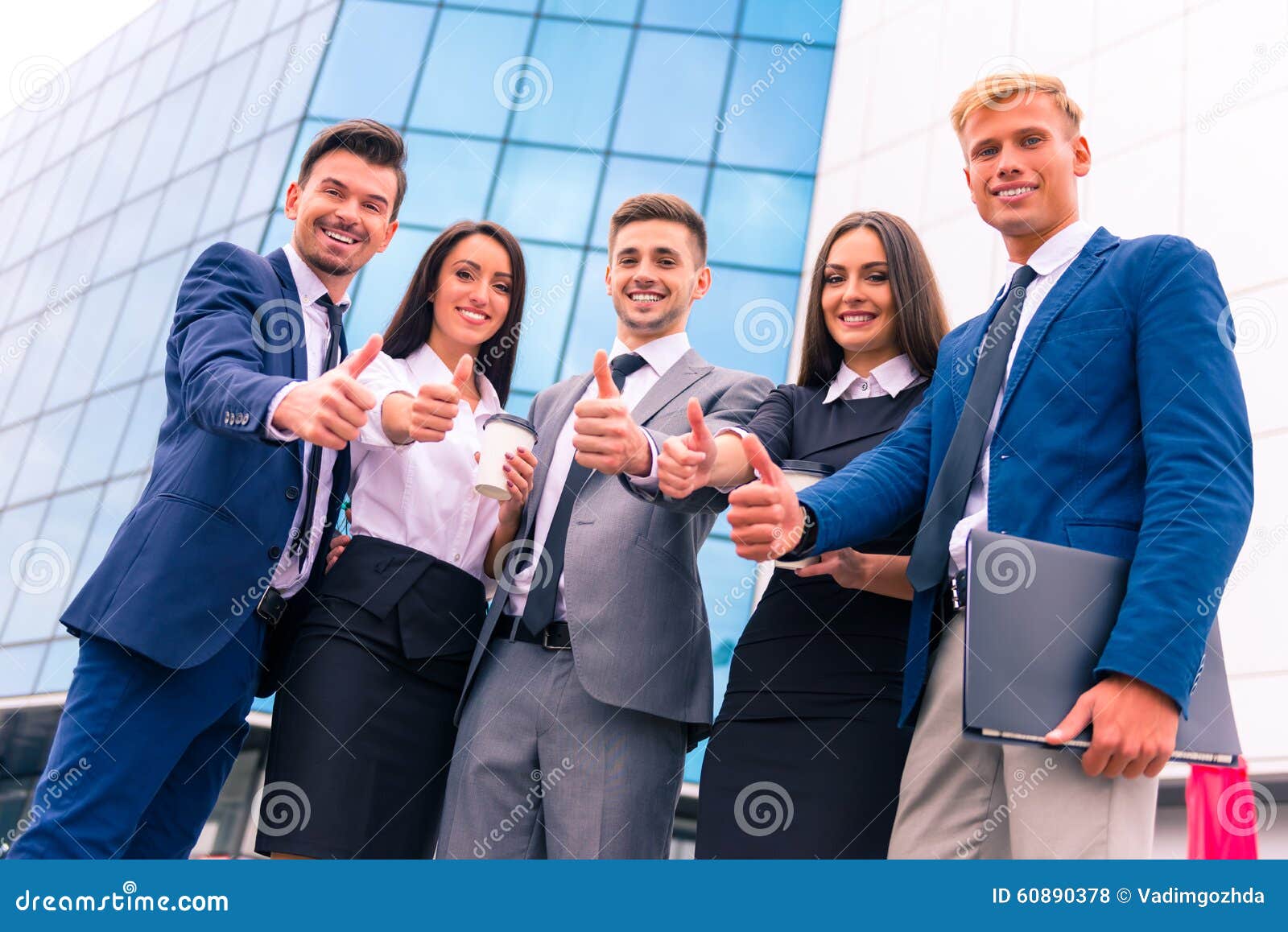 Grupo de personas foto de archivo. Imagen de hermoso - 60890378