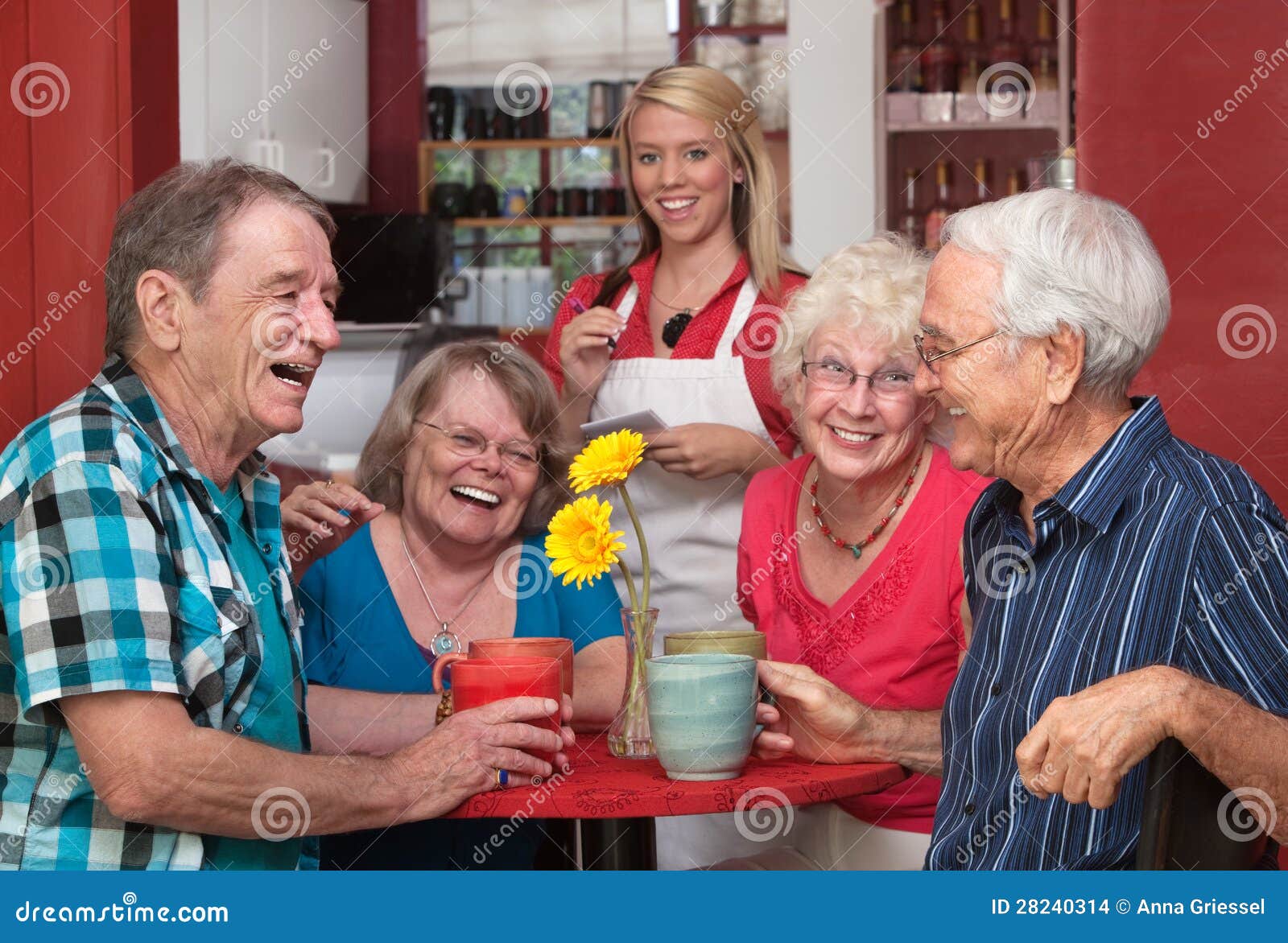 Grupo de personas de risa foto de archivo. Imagen de socio - 28240314