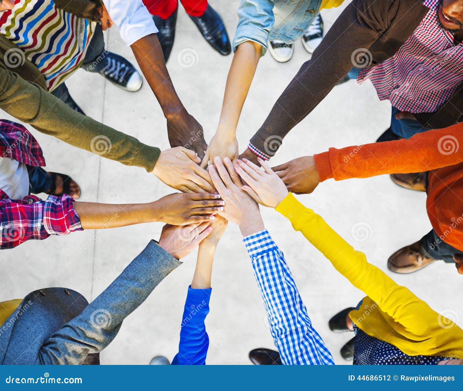 Gruppe Verschiedene Multiethnische Leute-Teamwork Stockfoto - Bild von ...